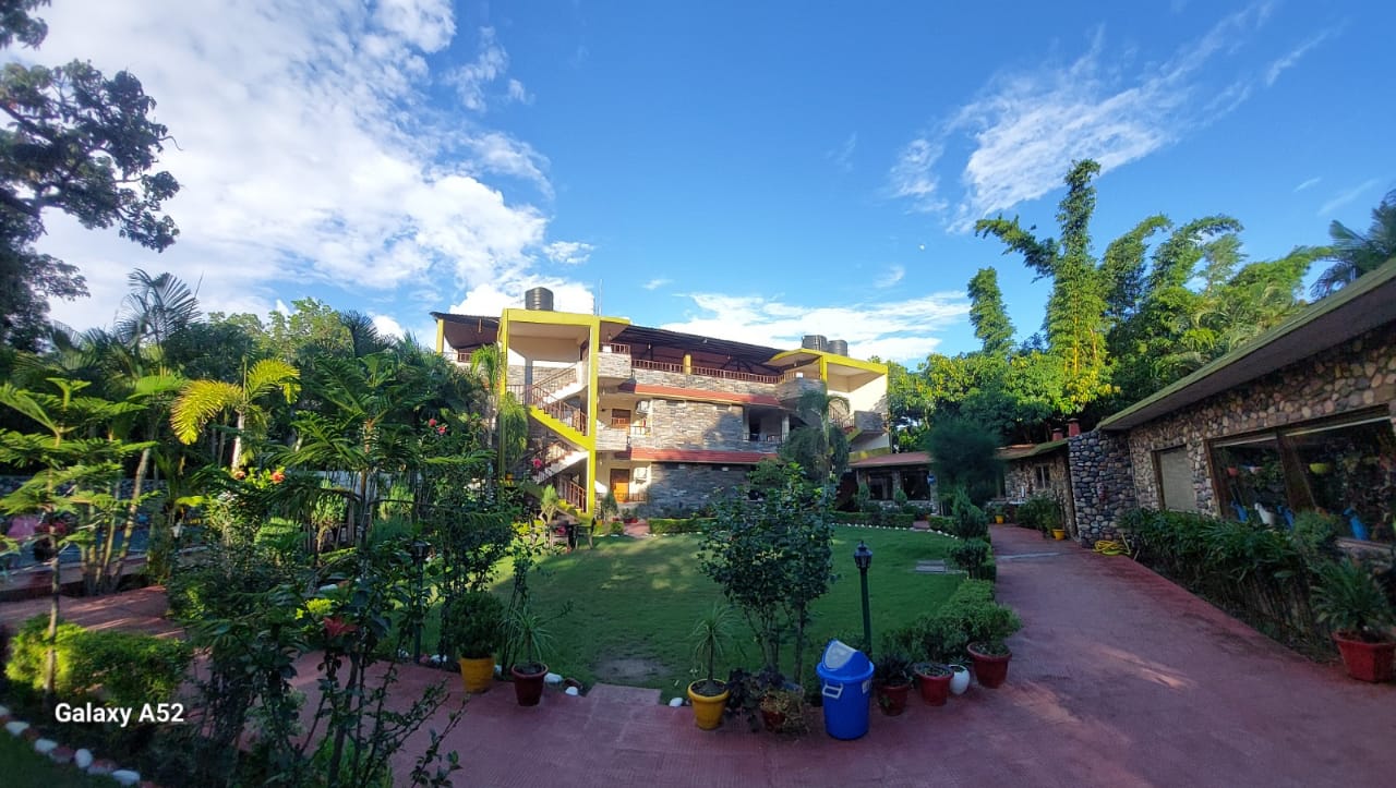 HR Dukes Den Resort 𝗕𝗢𝗢𝗞 Jim Corbett (Ramnagar) Resort