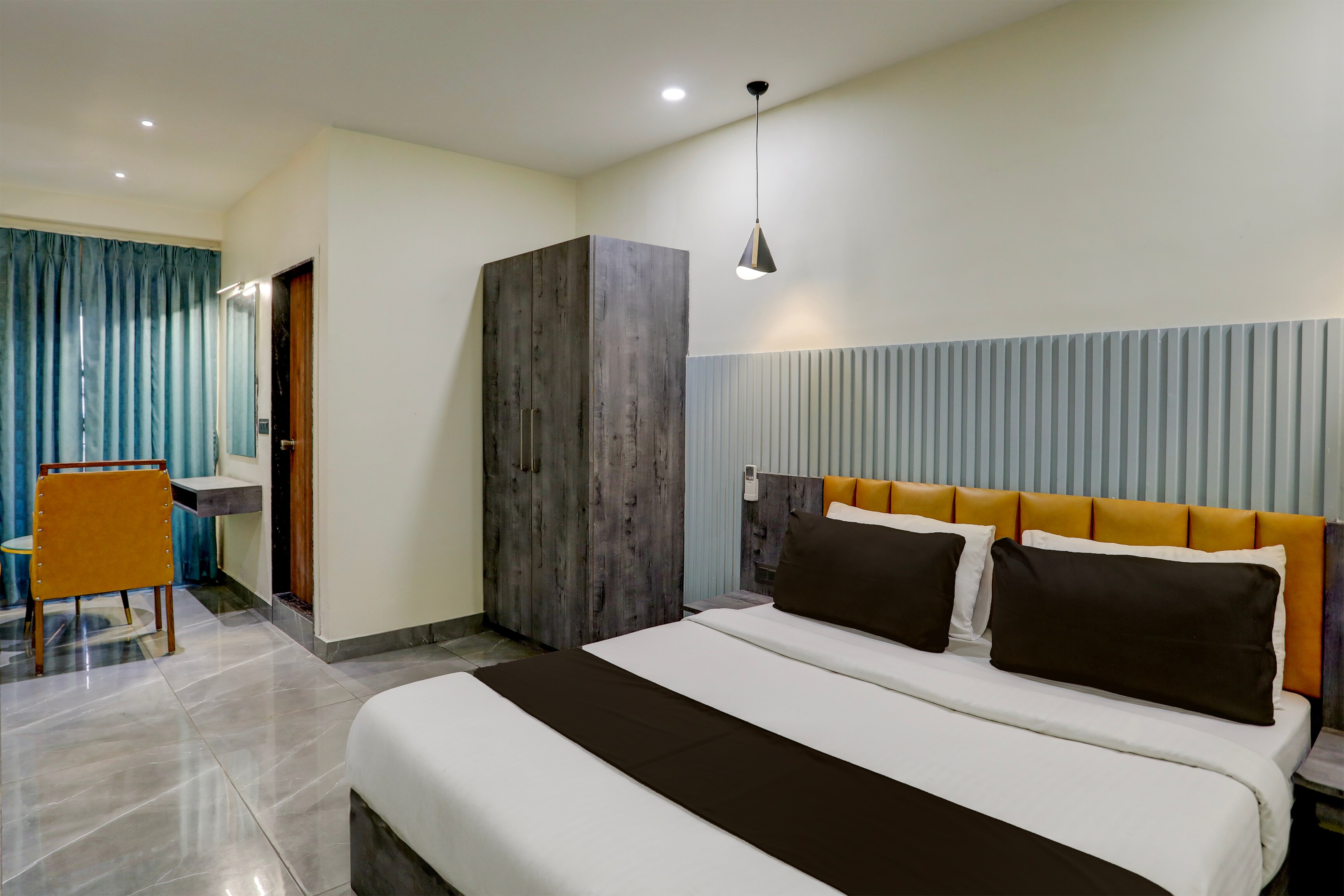 Collection O Meena Residency 𝗕𝗢𝗢𝗞 Bhandara Hotel
