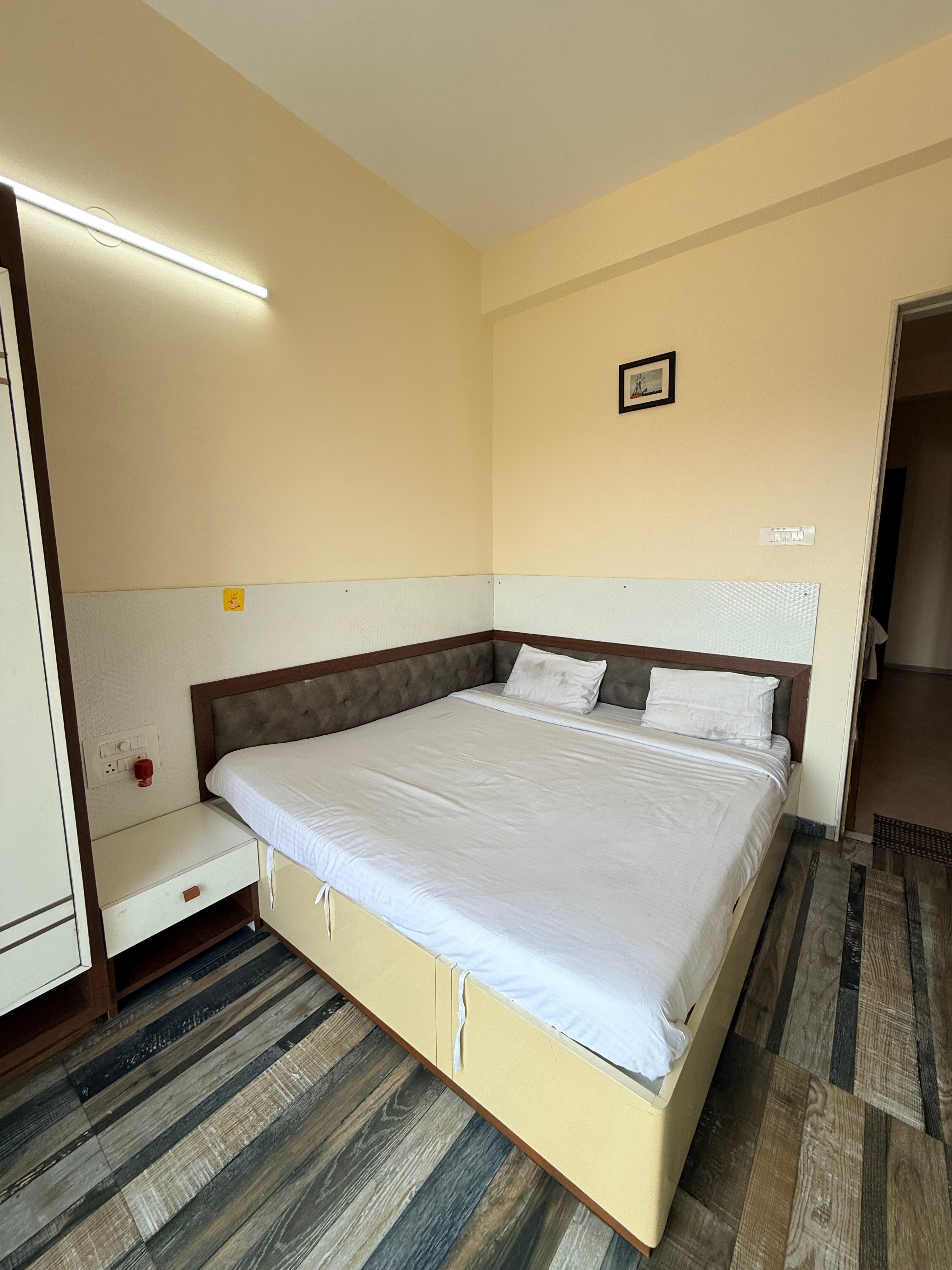 The Vibe Villa 𝗕𝗢𝗢𝗞 Lonavala Villa