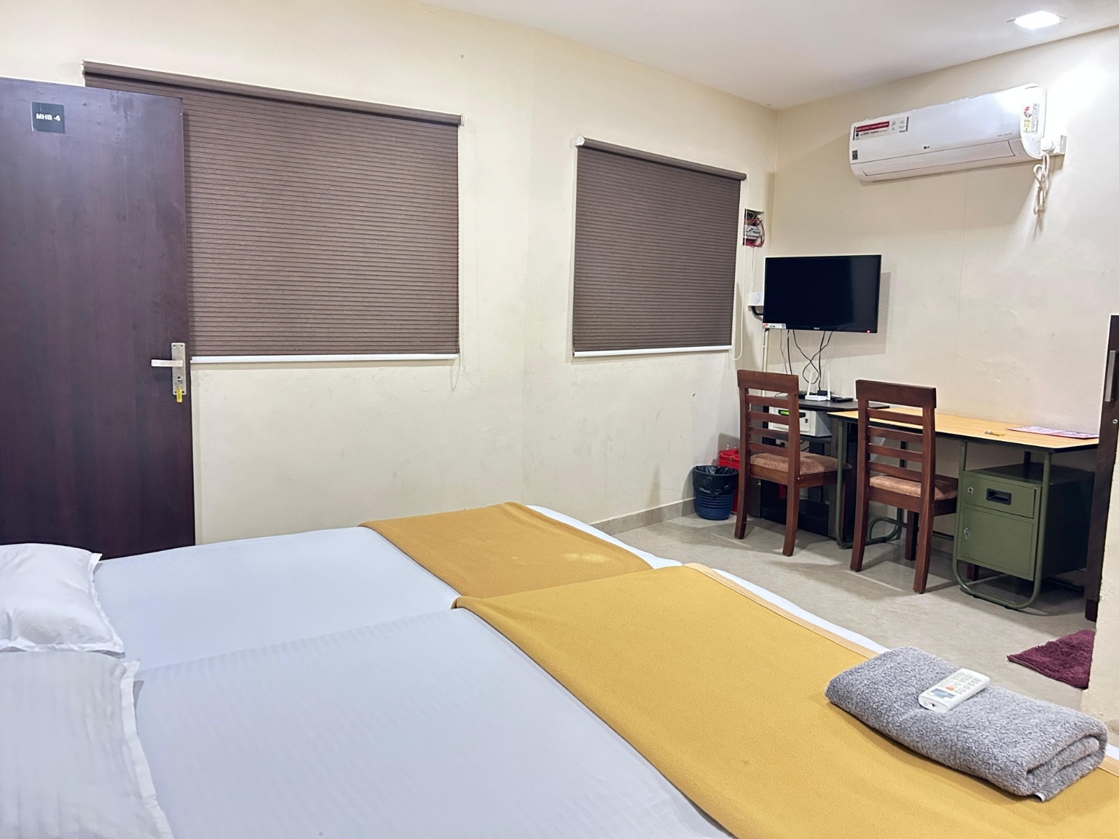 Baithul Kareem 𝗕𝗢𝗢𝗞 Cochin Hotel
