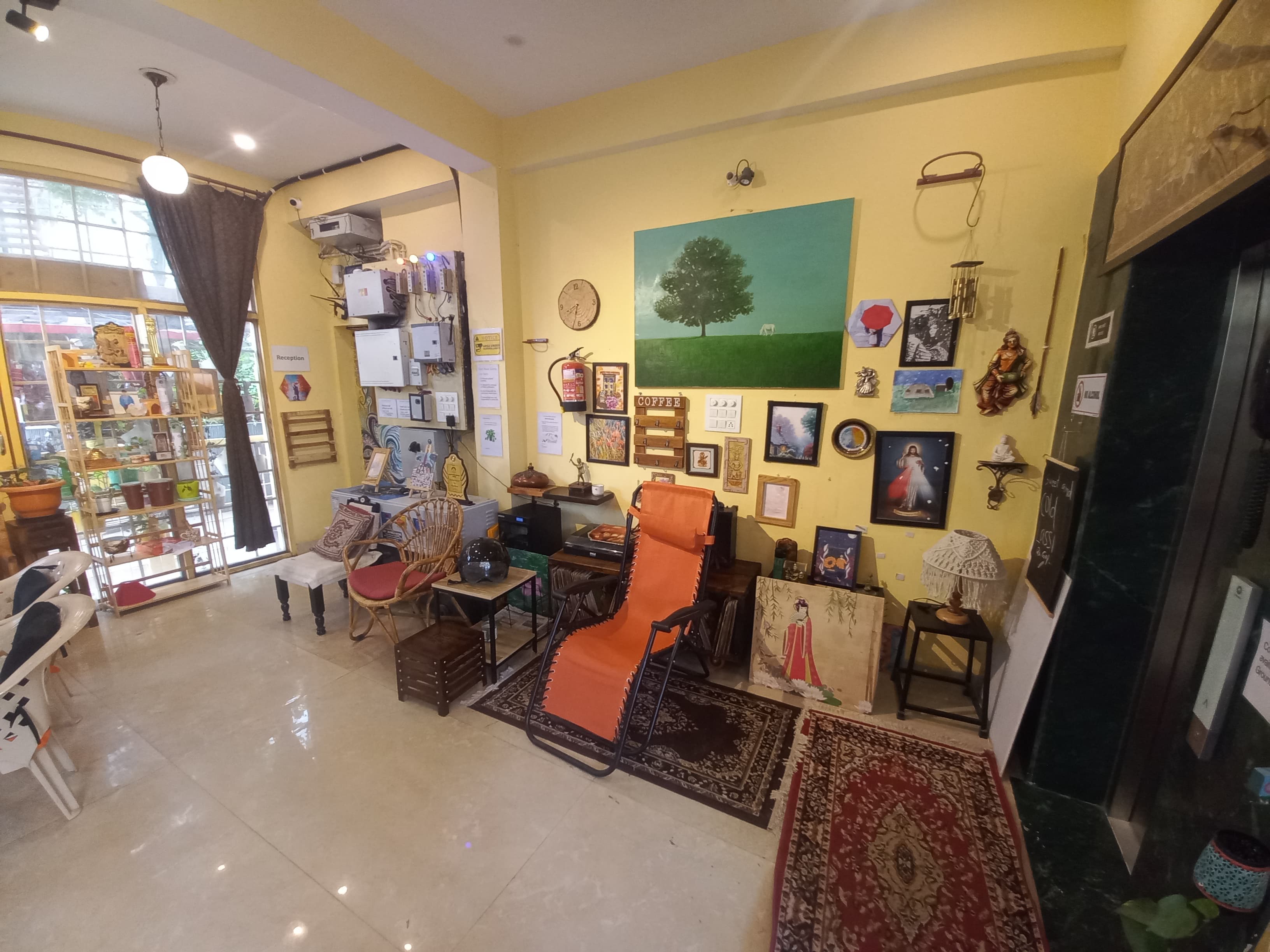 Devi music ashram 𝗕𝗢𝗢𝗞 Rishikesh Homestay
