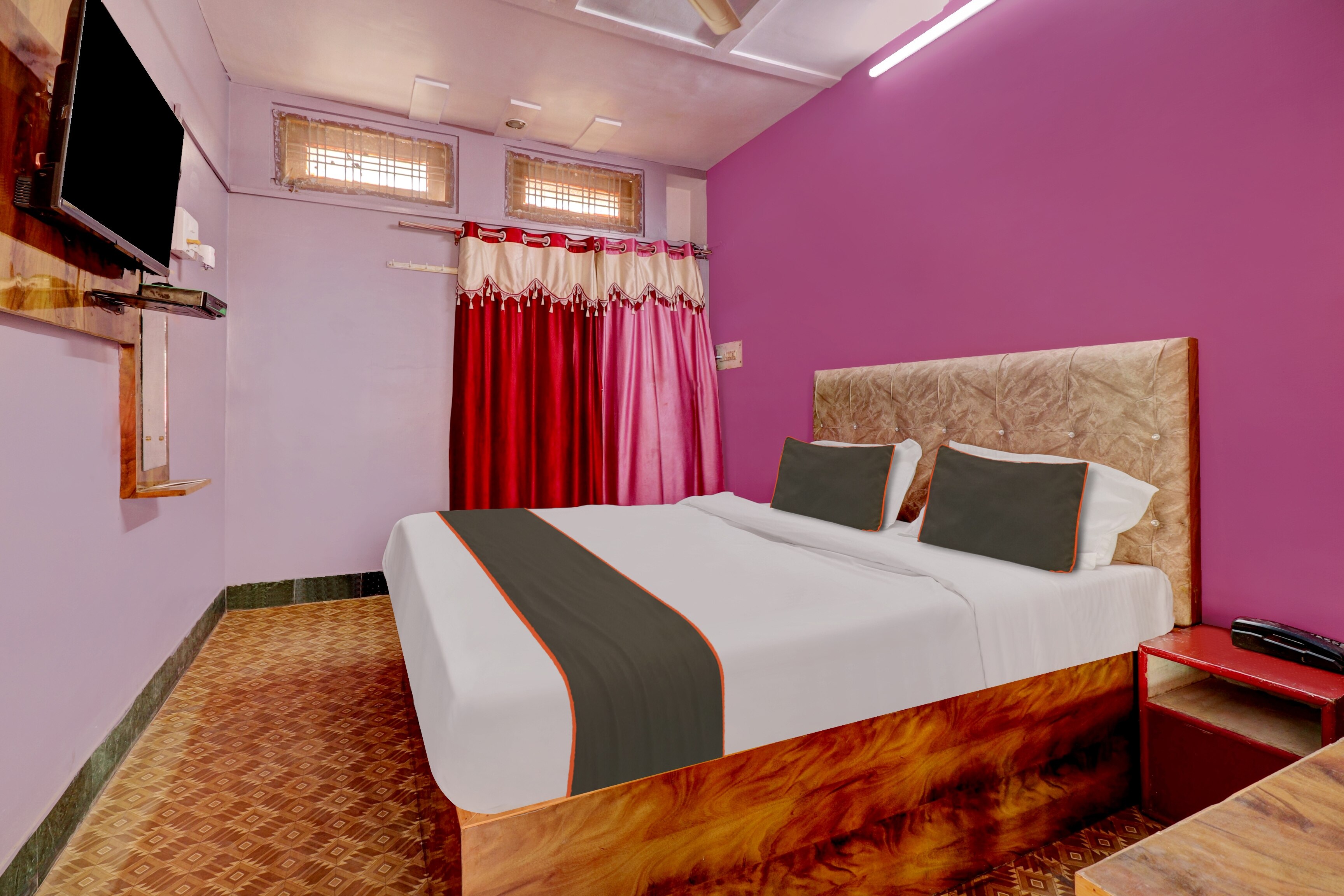 Hotel O Shri Krishna Palace 𝗕𝗢𝗢𝗞 Bhander