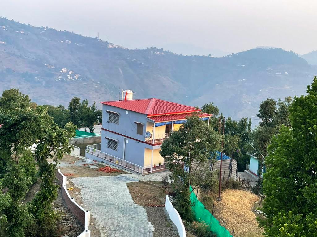 BuRANSH VILLA 𝗕𝗢𝗢𝗞 Lohaghat Villa