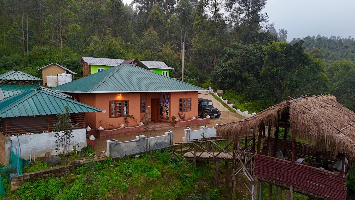 Rooms of Misty Valley Mudhouse - Villa in Marayoor