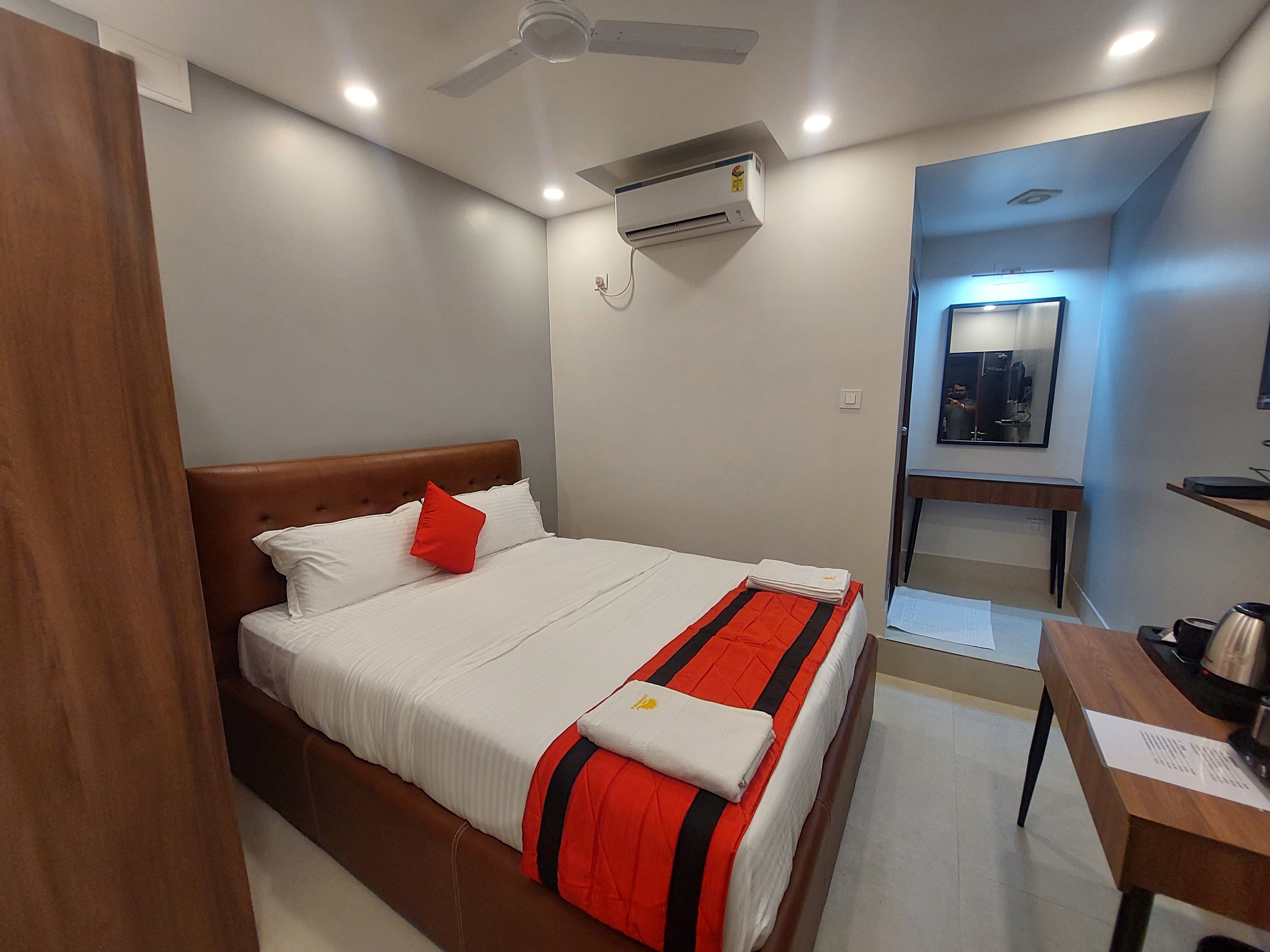 Hotel Sunshine Kolkata - Reviews, Photos & Offer