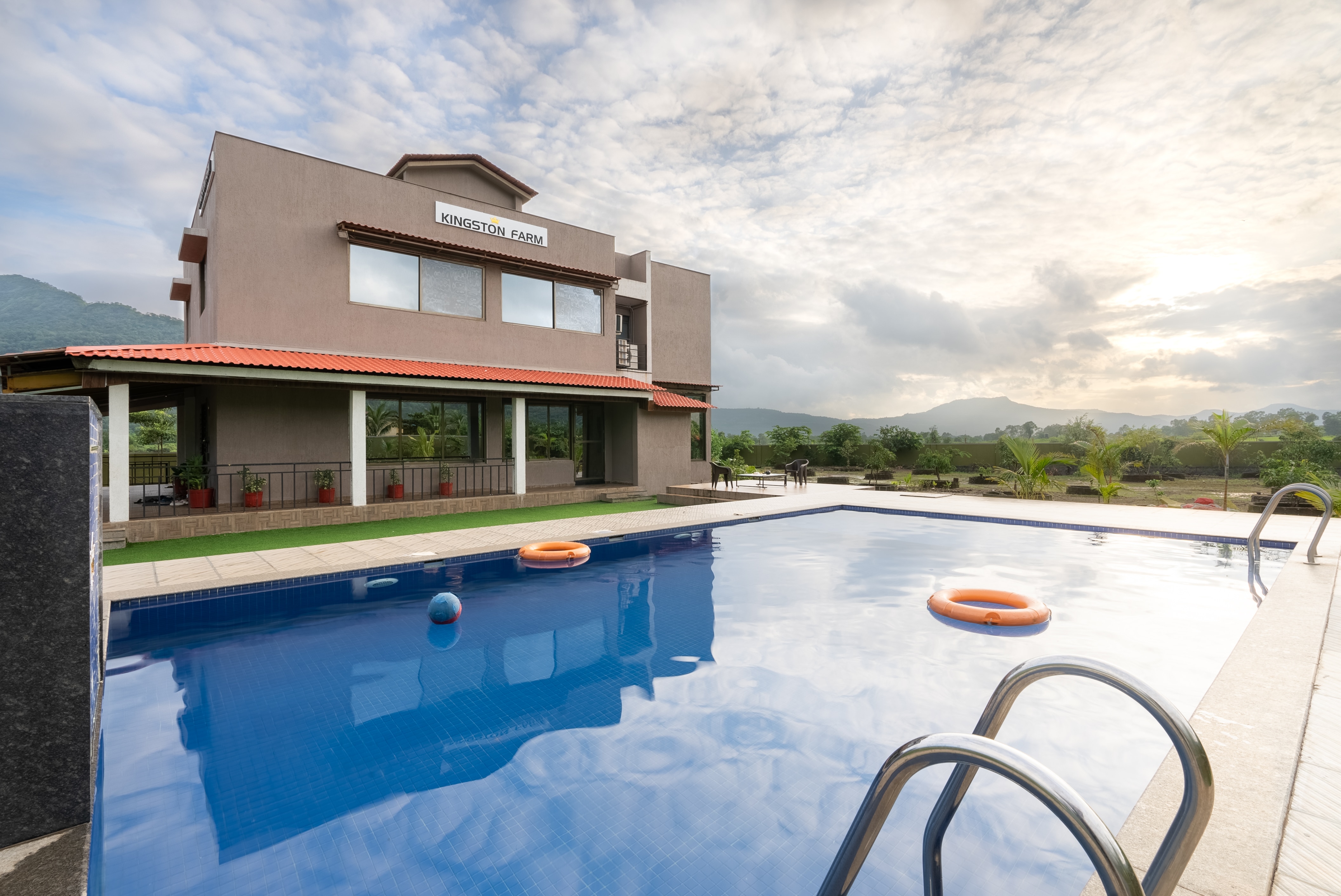 KINGSTON FARM KARJAT 𝗕𝗢𝗢𝗞 Murbad Farm House