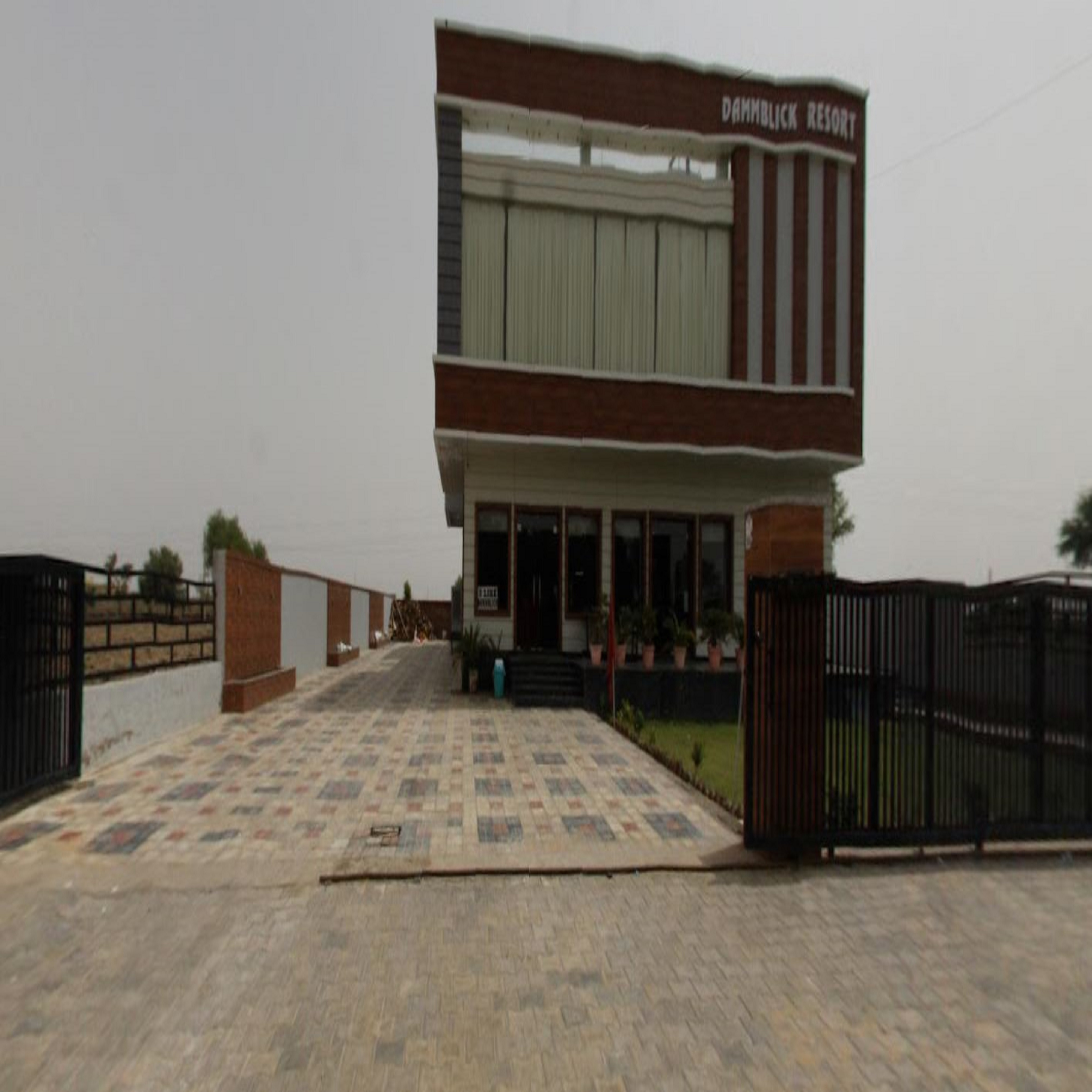Dammblick Resort, Taranagar 𝗕𝗢𝗢𝗞 Taranagar Hotel