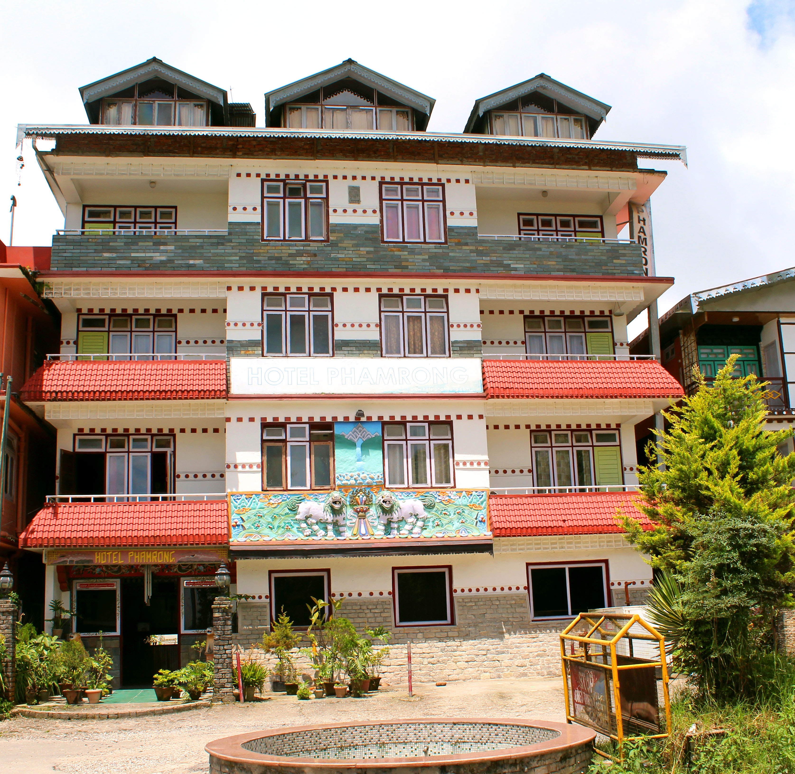 Phamrong Retreat 𝗕𝗢𝗢𝗞 Pelling Hotel