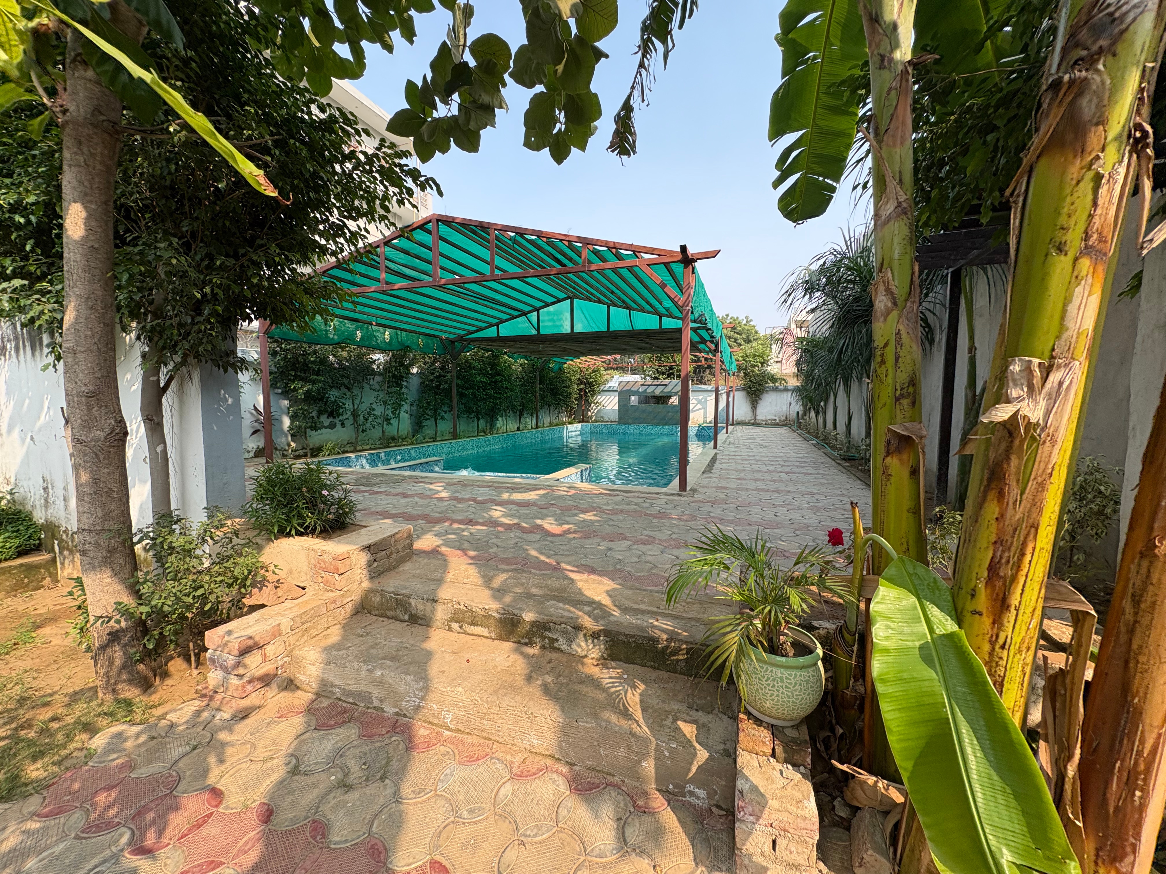 Farm House in Gurgaon, 4BHK Property with Swimming Pool 𝗕𝗢𝗢𝗞 Manesar ...