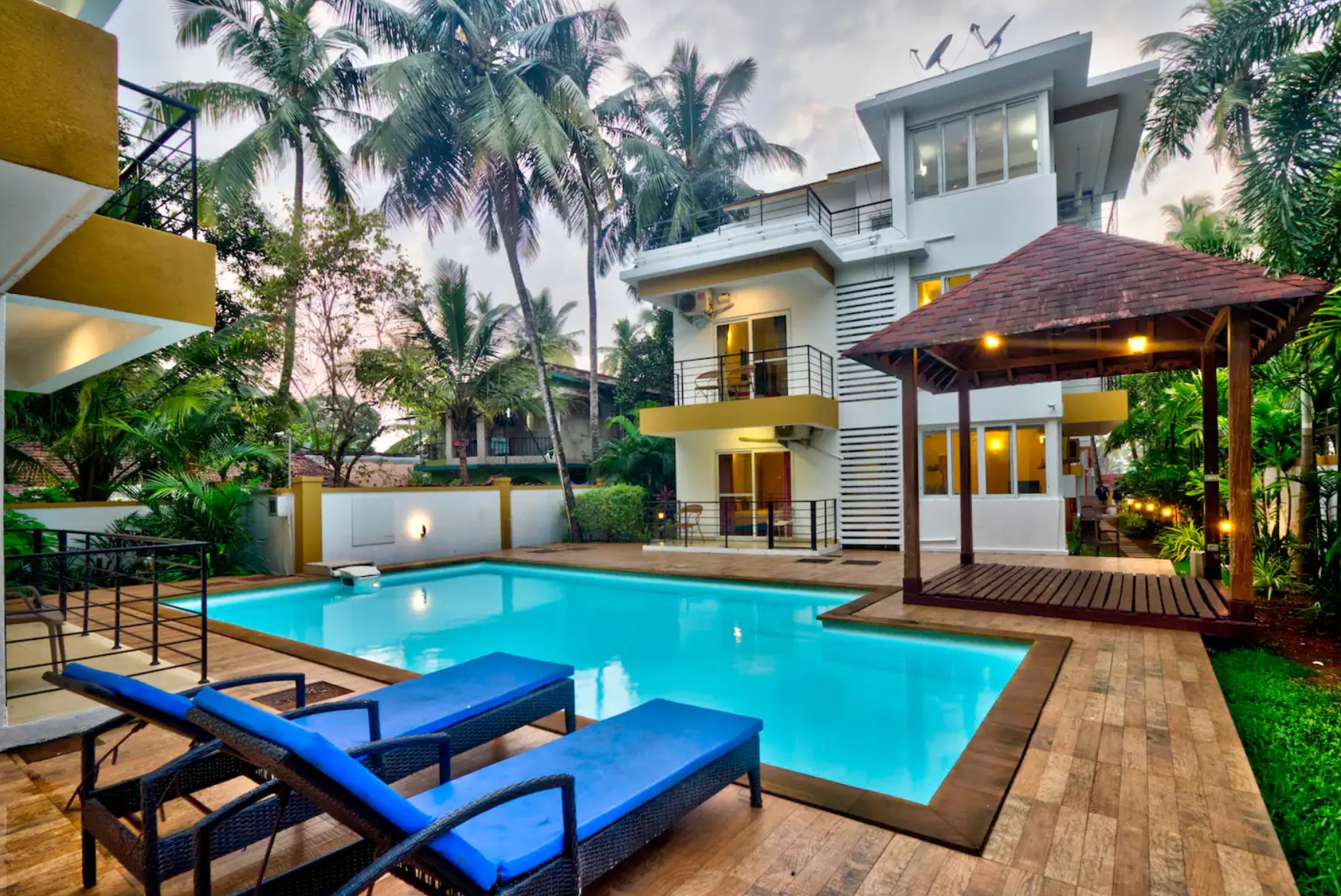 Rainforest Enclave 2BHK Apartment Pool View AG1 헕헢헢헞 Goa Apartment