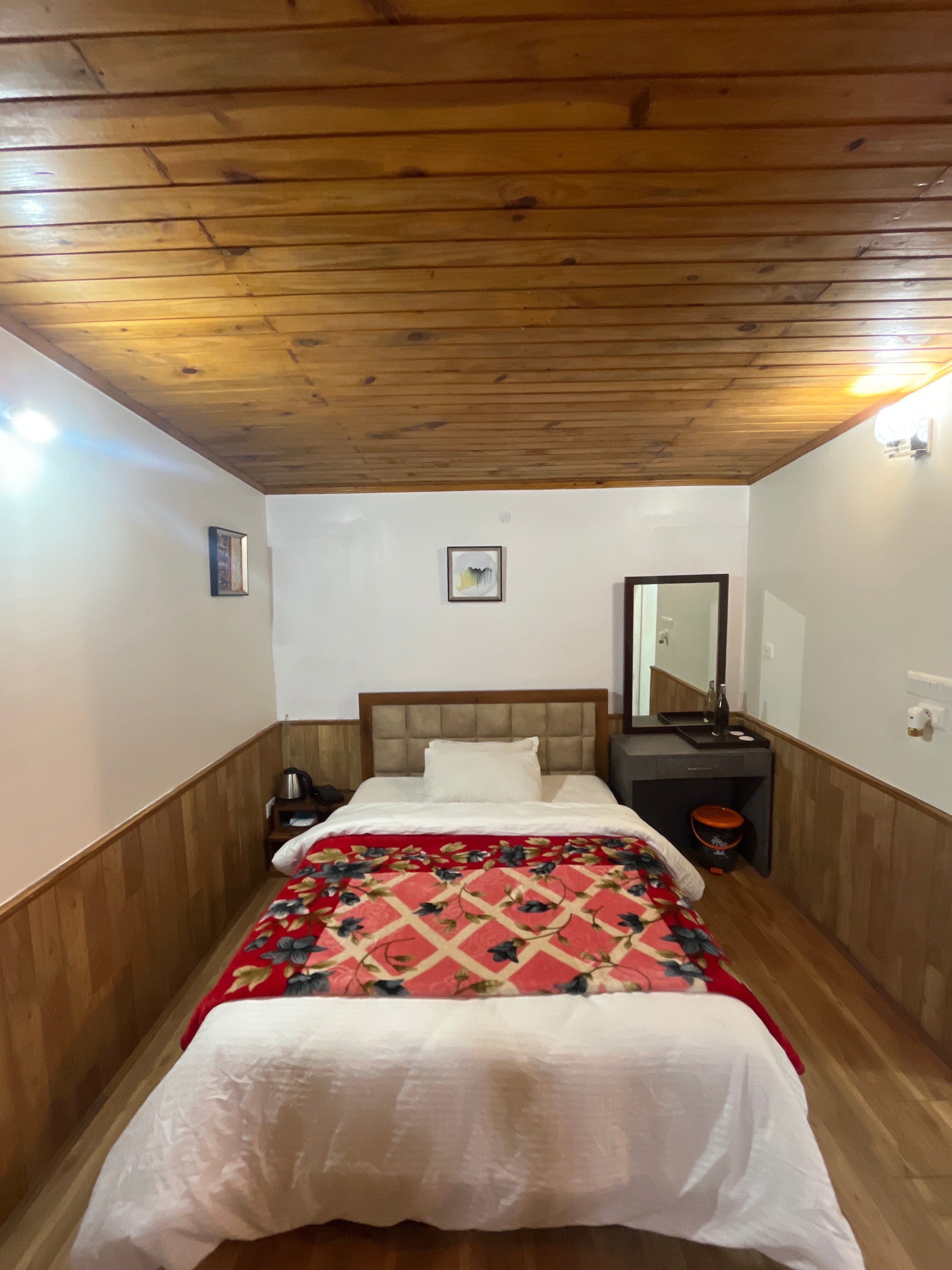 The Cup House 𝗕𝗢𝗢𝗞 Namchi Cottage