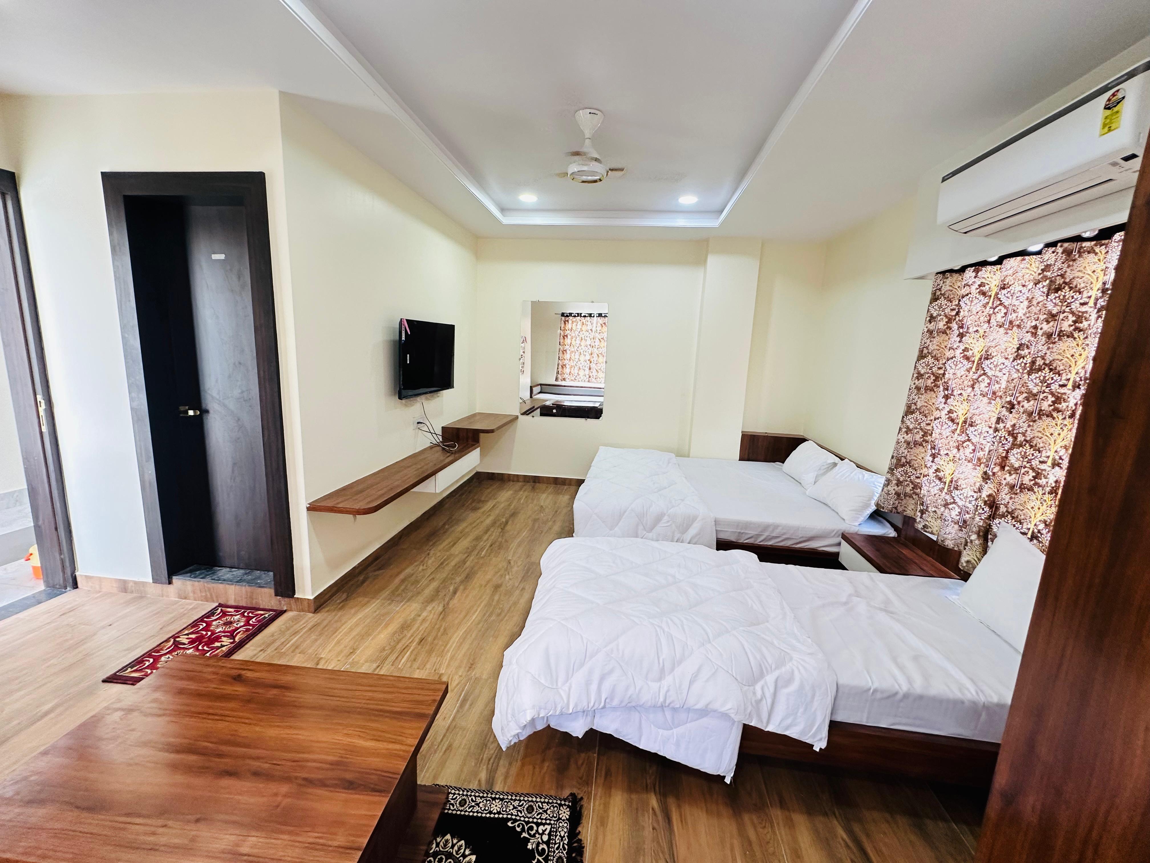 Shree Majisa Hotel and Restaurant 𝗕𝗢𝗢𝗞 Pachpadra Hotel