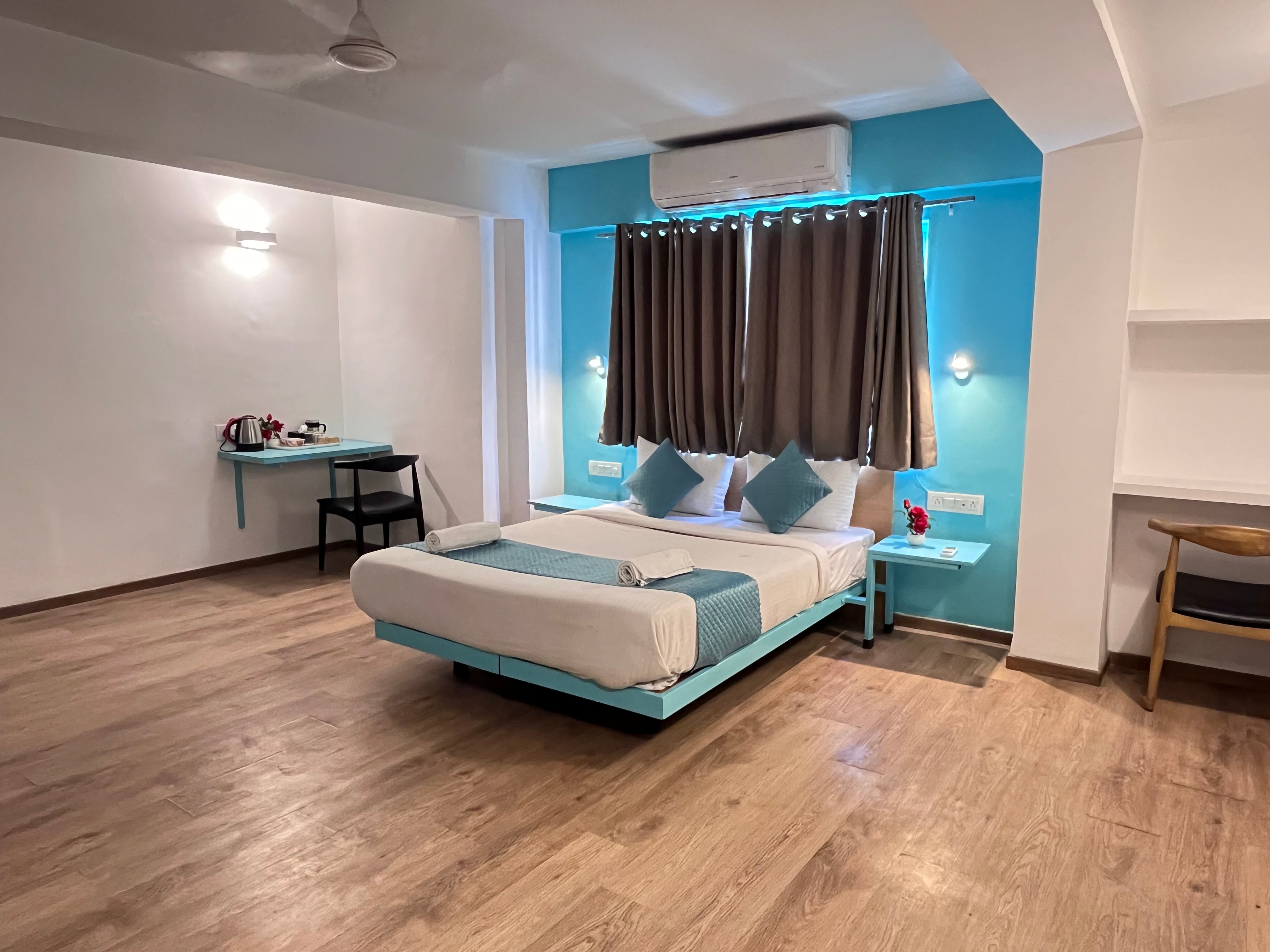 Hotel Sagar Inn Magarpatta Rooms Restaurant by ClassyStay Pune 𝗕𝗢𝗢𝗞 ...