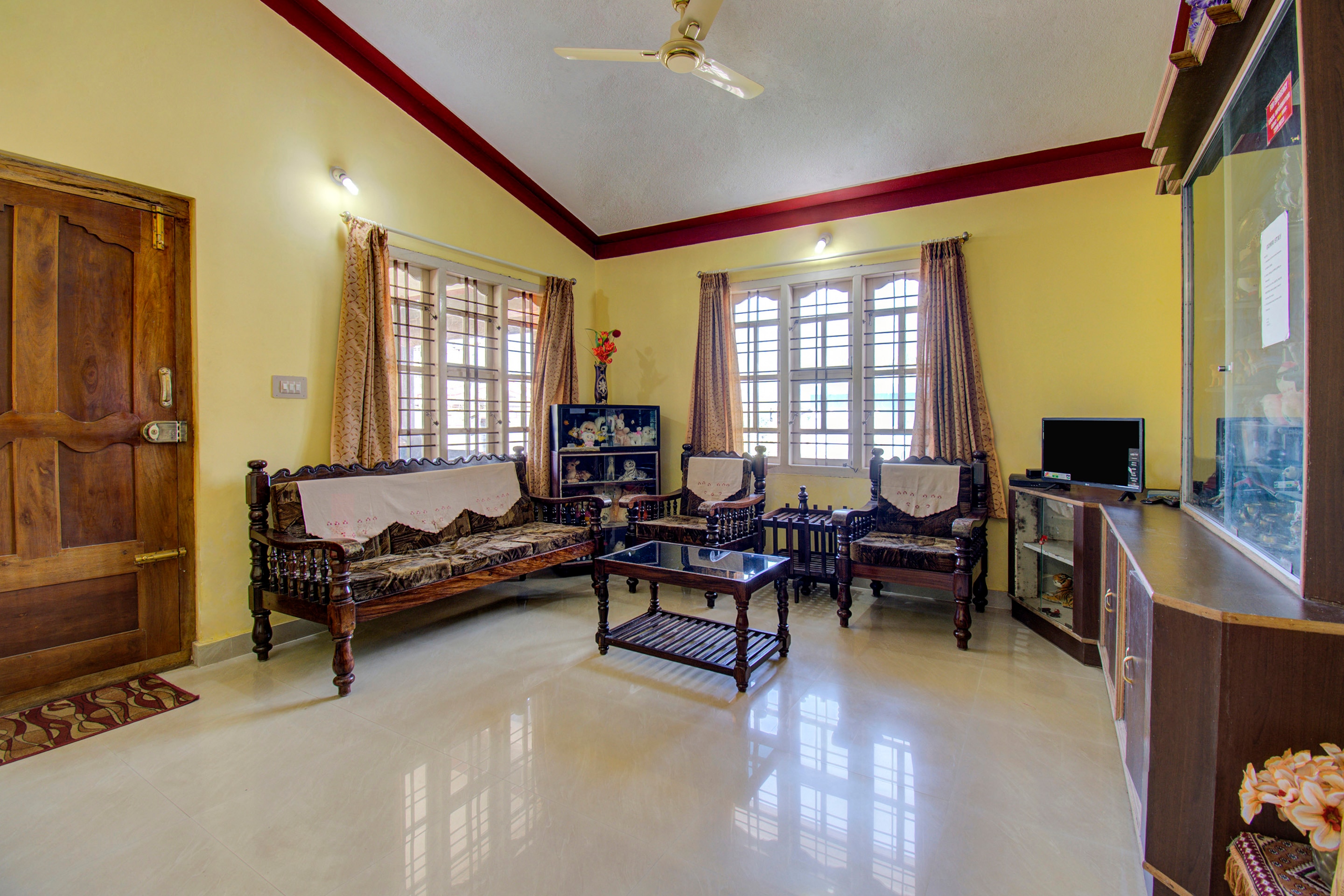 Gowri Stay 𝗕𝗢𝗢𝗞 Coorg Homestay