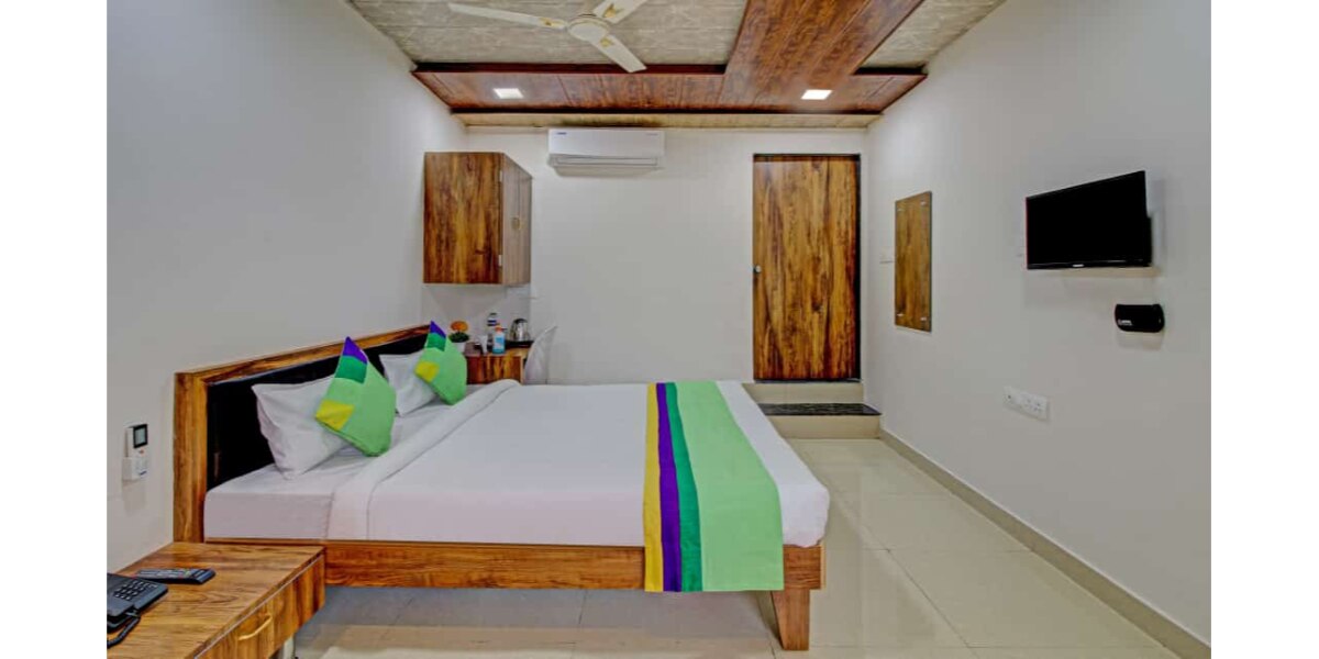 Sai Samrat Resort 𝗕𝗢𝗢𝗞 Satara Resort