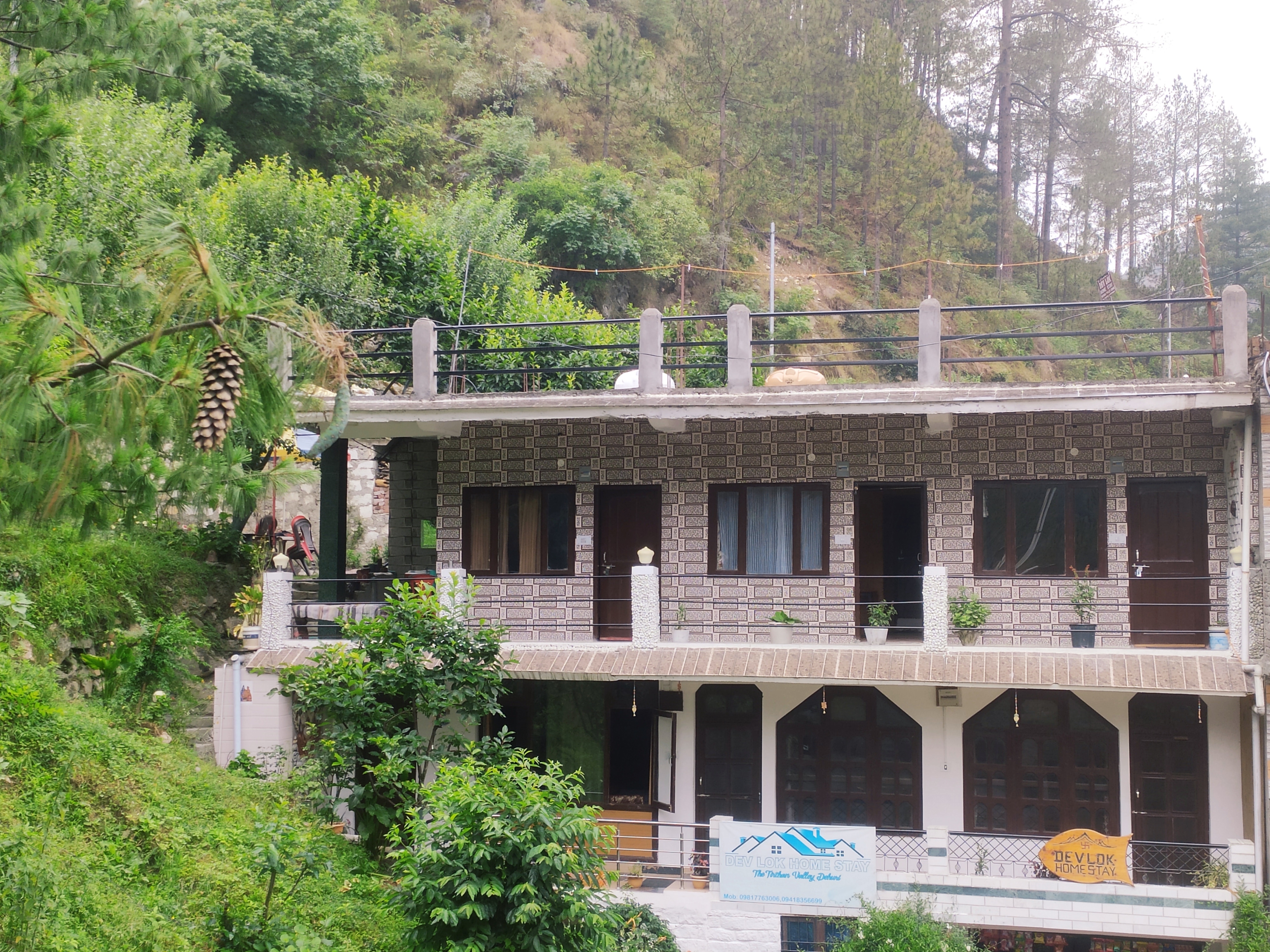 Devlok Homestay 𝗕𝗢𝗢𝗞 Gushaini Homestay