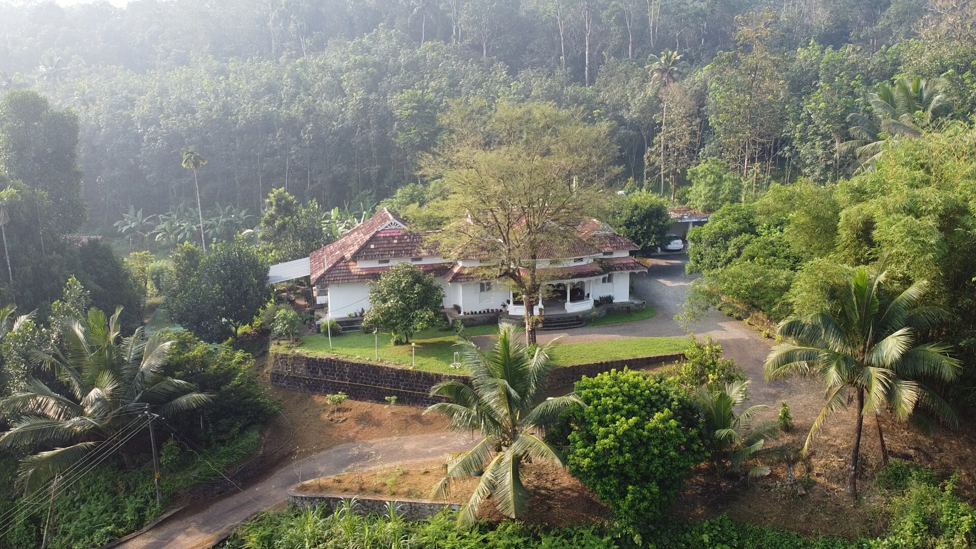 Ninteen50sinn 𝗕𝗢𝗢𝗞 Thodupuzha Homestay