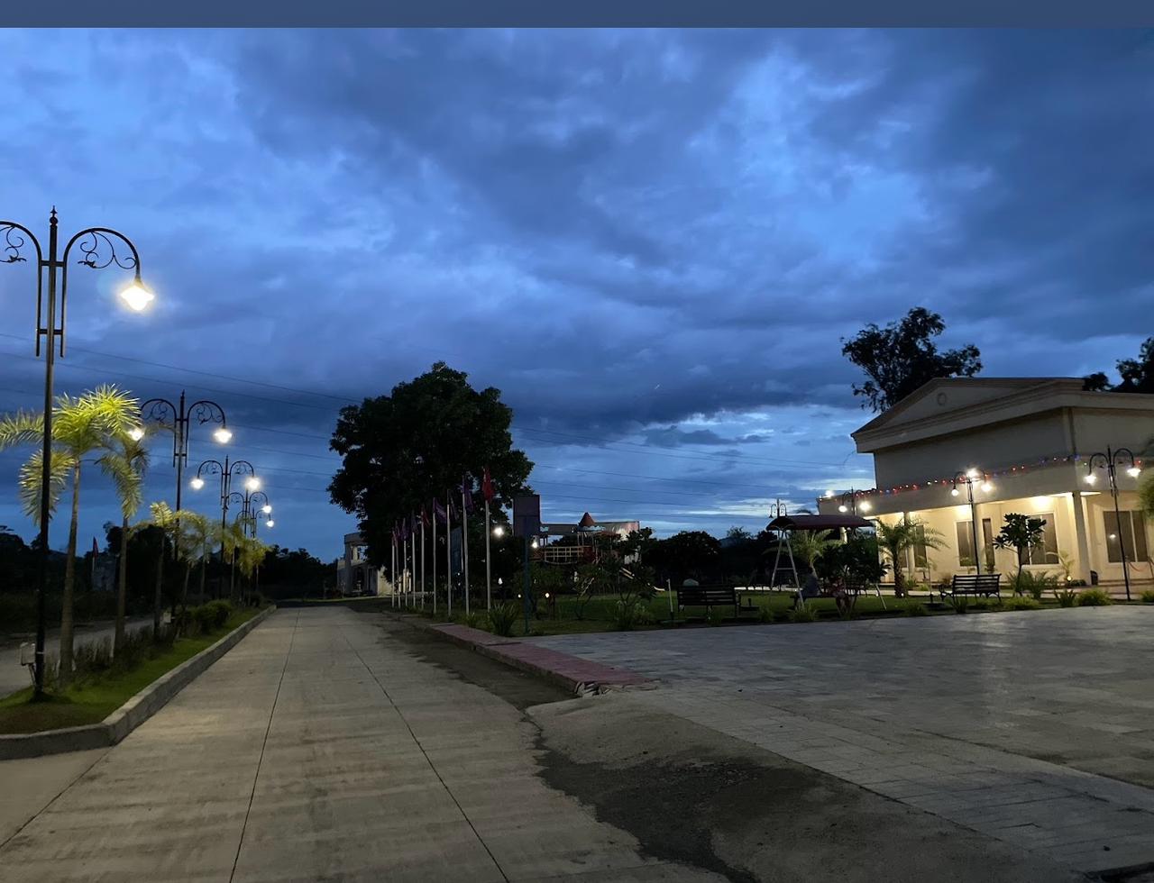 Garodia villa 𝗕𝗢𝗢𝗞 Wada Villa