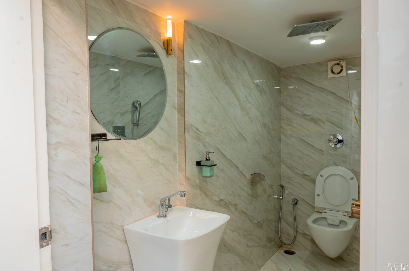 Assam Royale 2 BHK Party Friendly Luxury Homestay Dibrugarh - Reviews ...