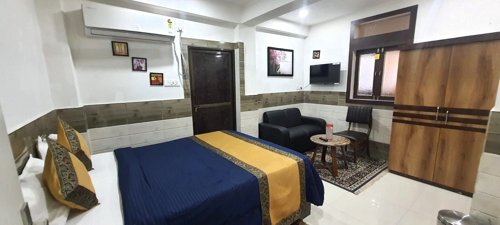 HOTEL GATEWAY OF KASHI Varanasi - Reviews, Photos & Offer