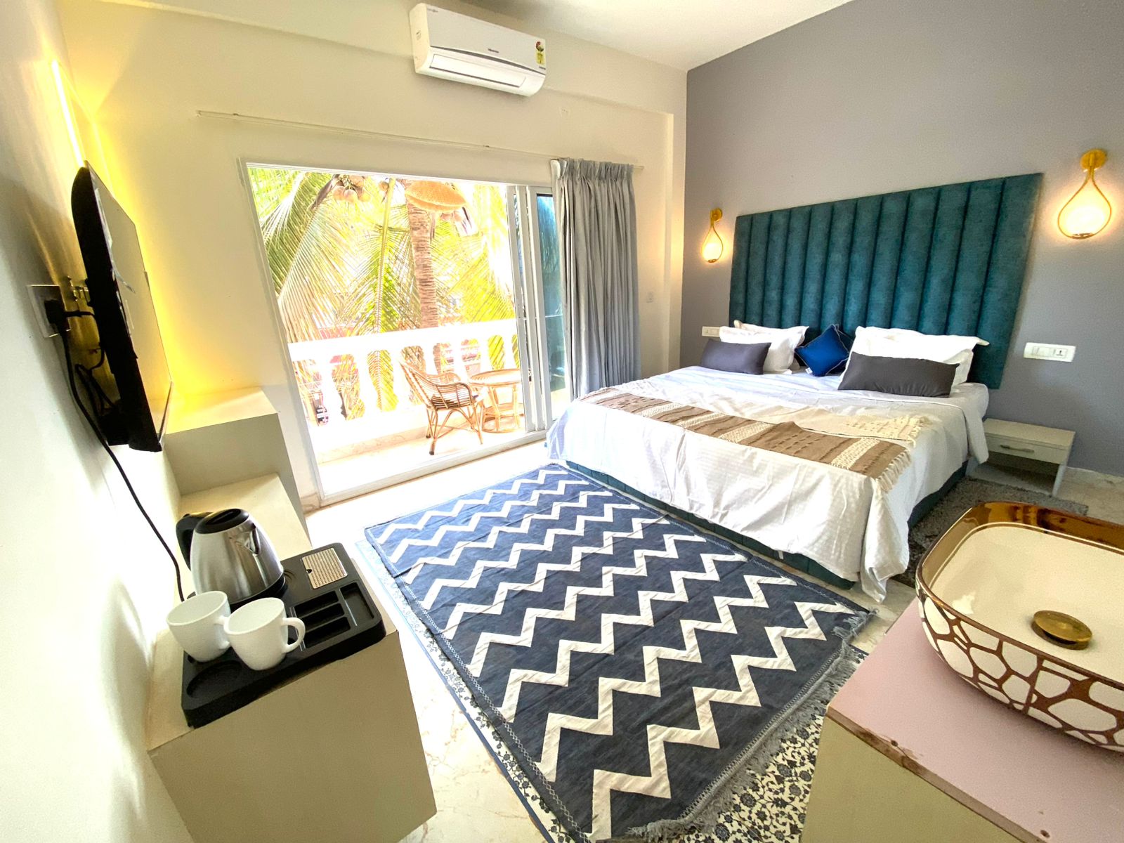 The Me Ra Kee Apartment 𝗕𝗢𝗢𝗞 Goa Apartment