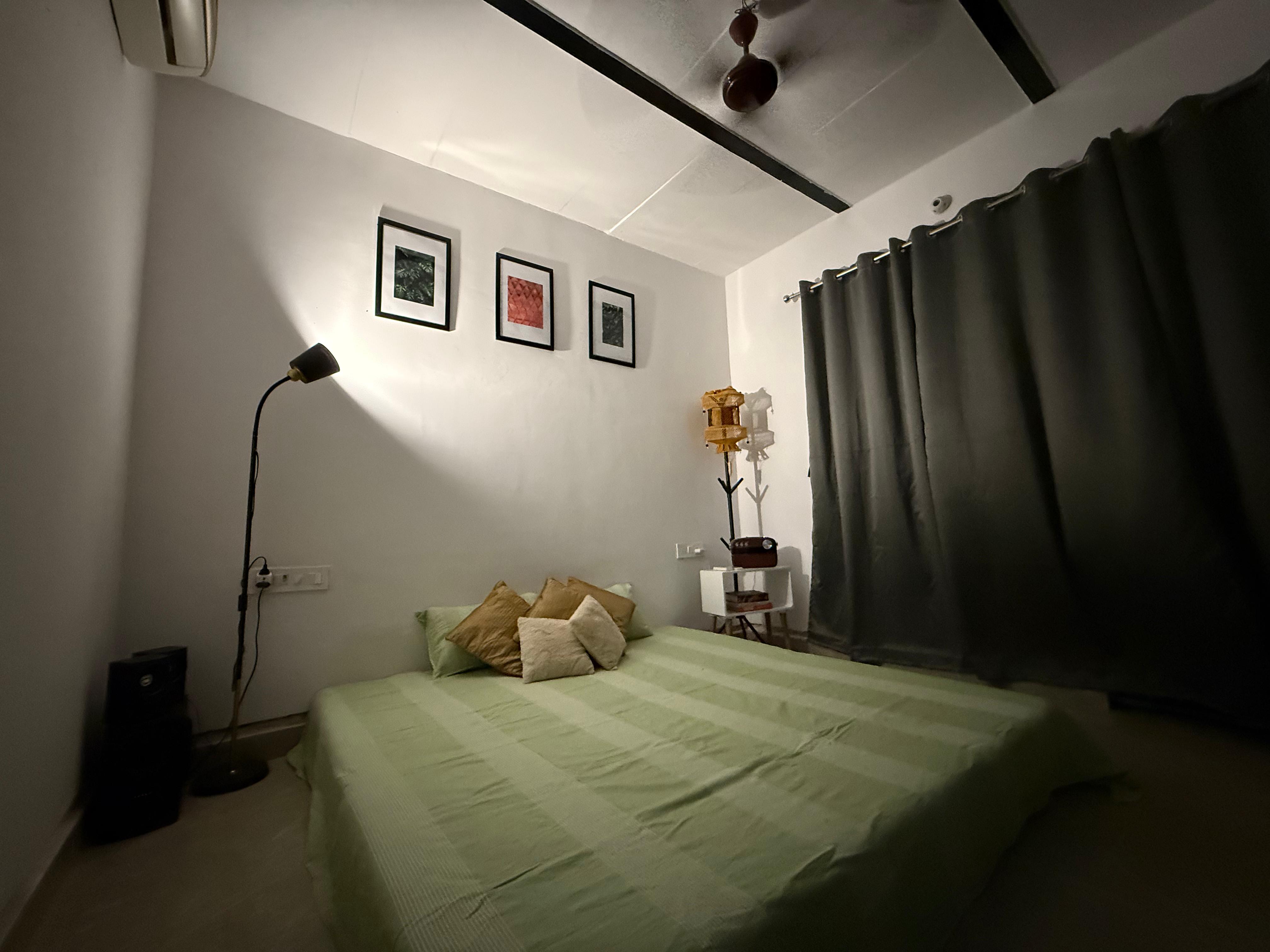Aashateet a minimalist Home Apartment Varanasi - Reviews, Photos & Offer