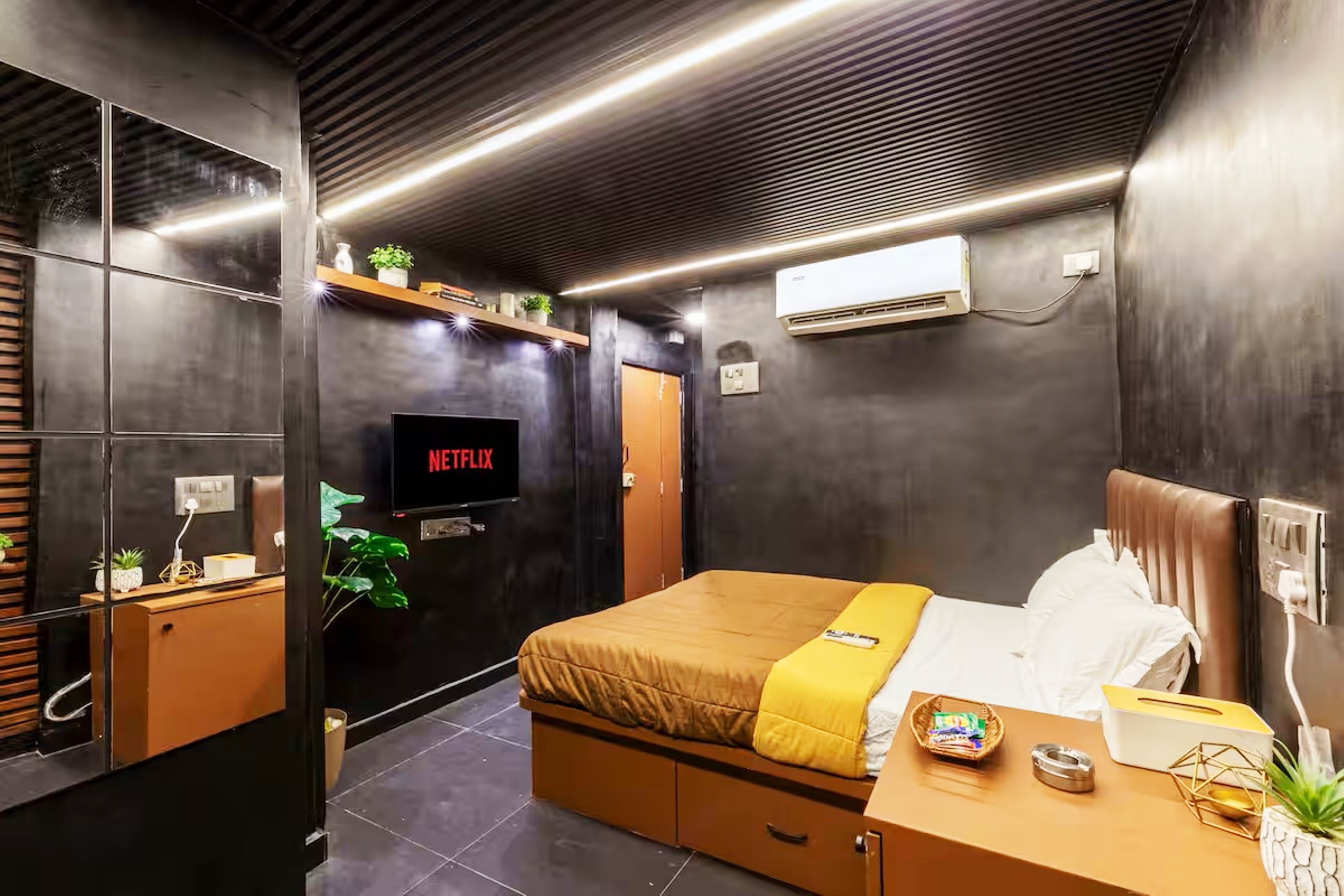 Welcome To The Darkest Side 𝗕𝗢𝗢𝗞 Mumbai Apartment