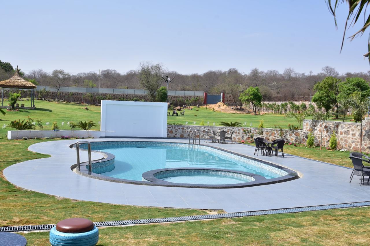 Farm Stay With Pool | 4BHK Private Farmhouse 𝗕𝗢𝗢𝗞 Gurgaon Farm House