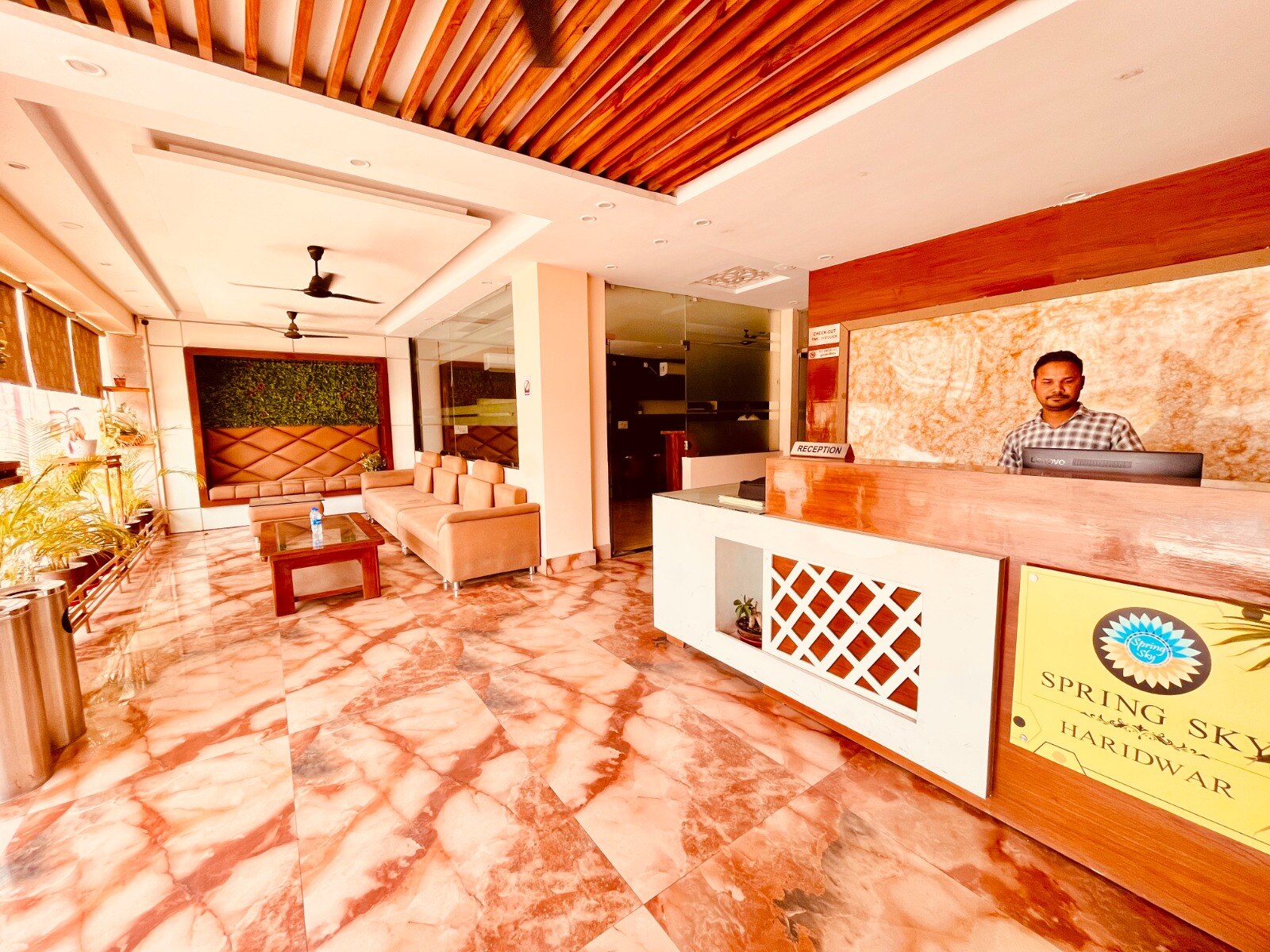 Hotel Tirath View 𝗕𝗢𝗢𝗞 Haridwar Hotel