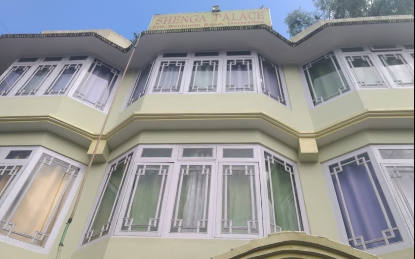 Rooms of Shenga Palace By StayApart - Villa in Darjeeling