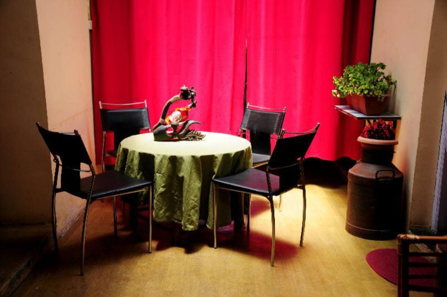 Bykerstops for Bikers and Backpackers 𝗕𝗢𝗢𝗞 Ooty Hostel