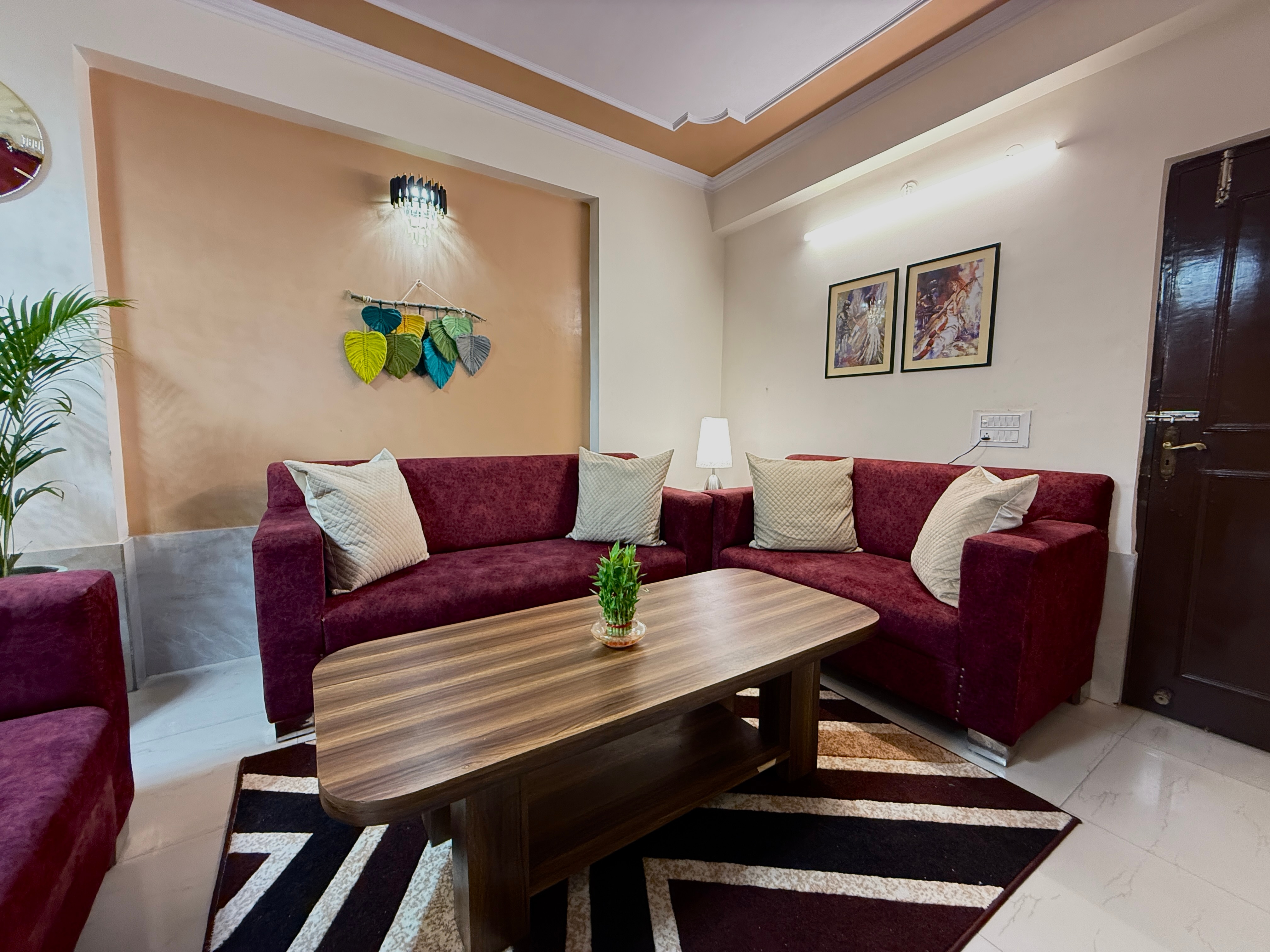 Luxur Inn 3bhk Apartment 𝗕𝗢𝗢𝗞 Jaipur Apartment