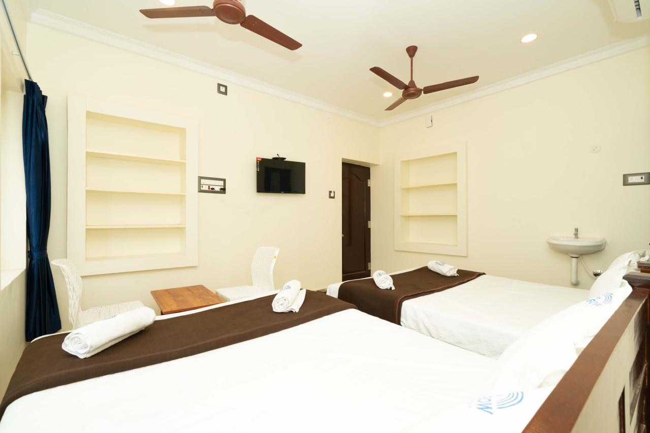 Rainbow Residency 𝗕𝗢𝗢𝗞 Rameshwaram Guest House