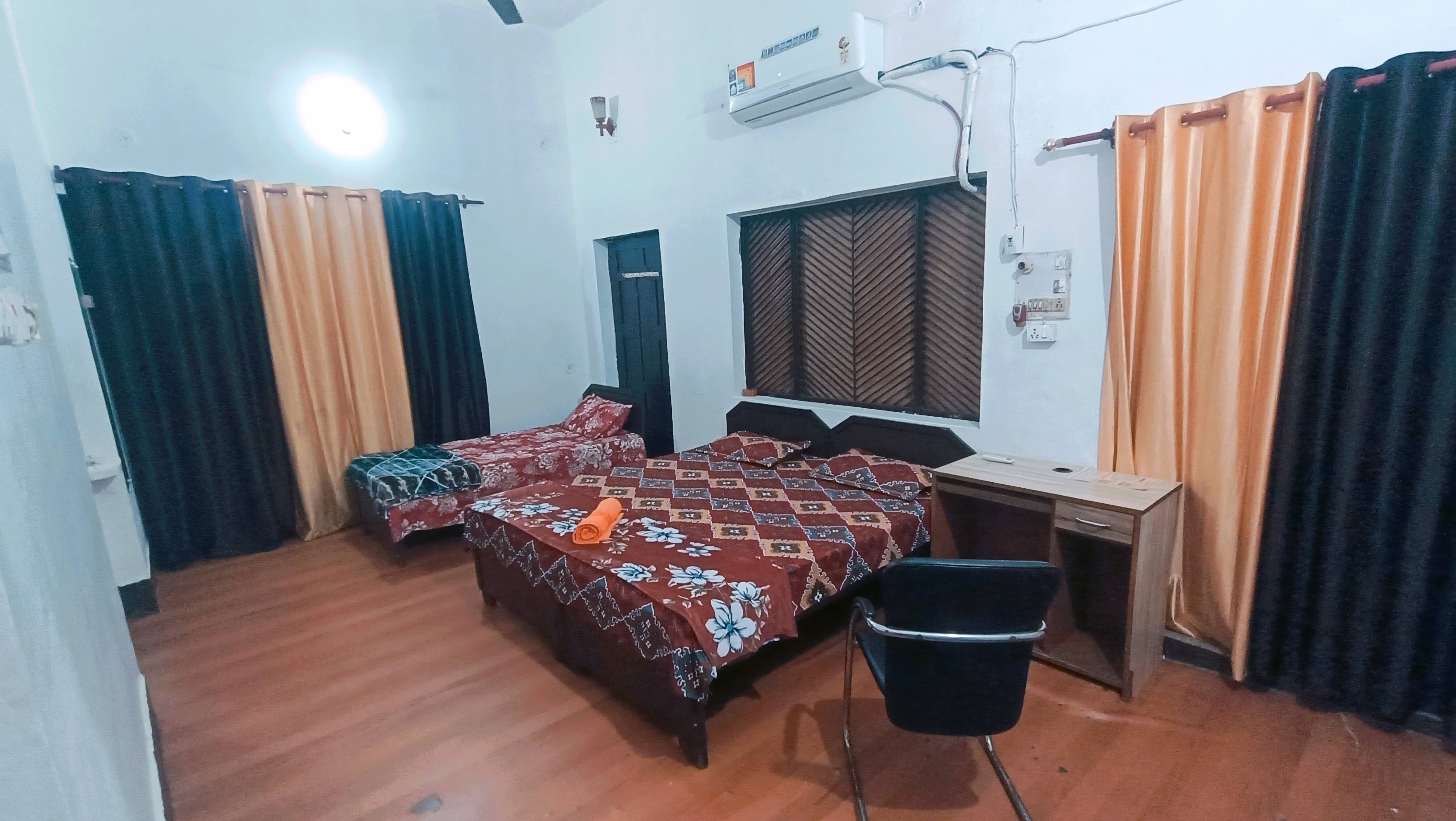 Pearl homestay Ayodhya - Reviews, Photos & Offer
