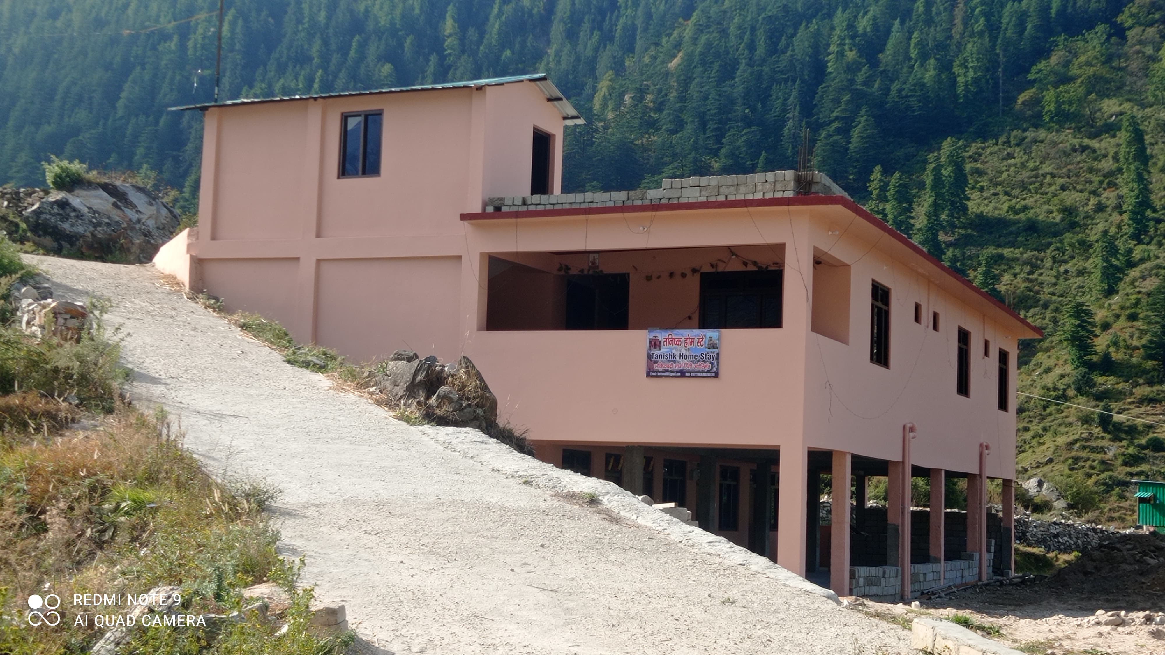 Ringi village near bhavishya badri 𝗕𝗢𝗢𝗞 Joshimath Homestay