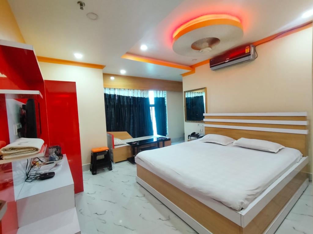 Hotel Anurag Palace 𝗕𝗢𝗢𝗞 Agartala Hotel