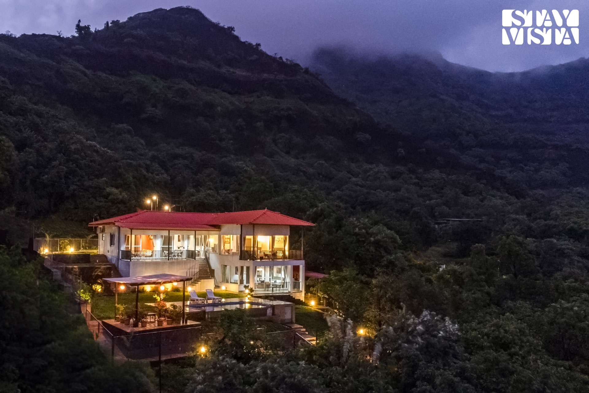 StayVista at Waterfront Villa 𝗕𝗢𝗢𝗞 Mulshi Villa