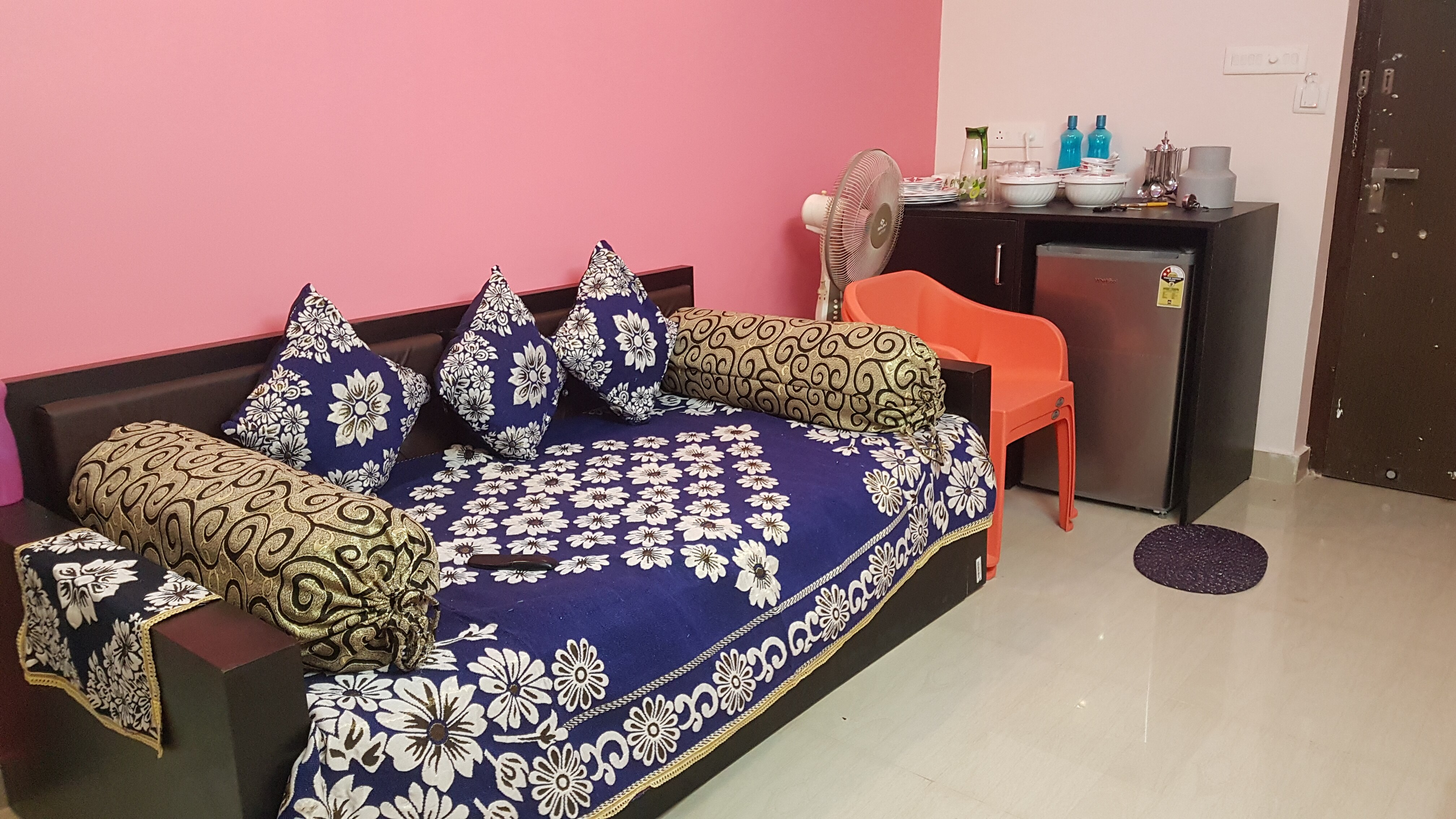 Reviews of Eva's Castle - 1BHK AC room with Kitchen - Apartment in Puri