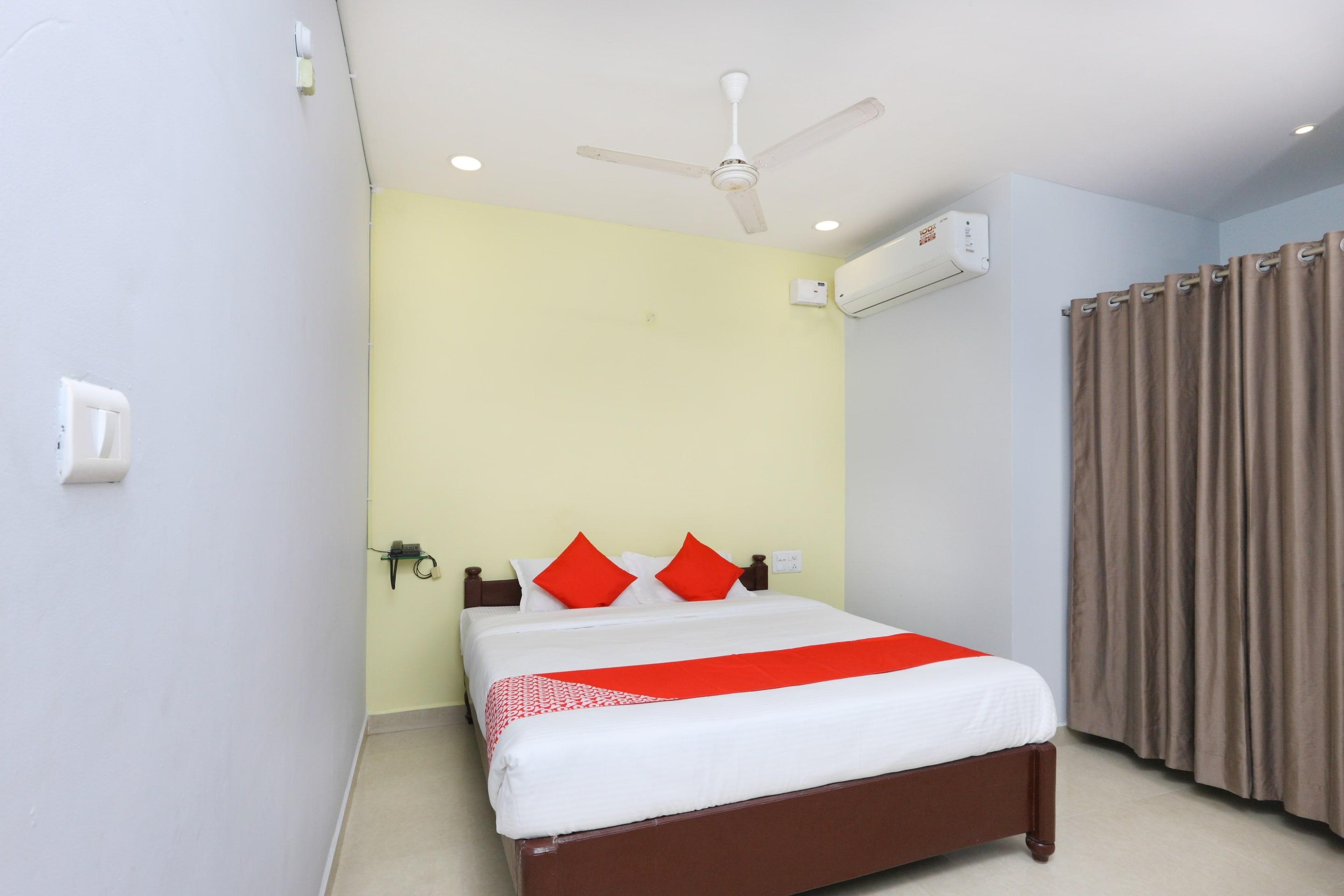 Capital O Sai Golden Rooms 𝗕𝗢𝗢𝗞 Tirupati Hotel