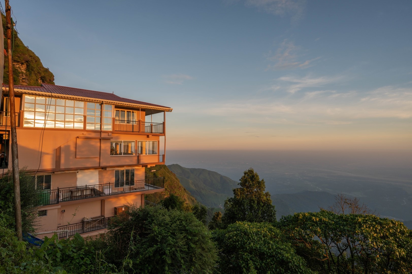 Avianna Windy House Wellness Retreat & Spa 𝗕𝗢𝗢𝗞 Kurseong Resort