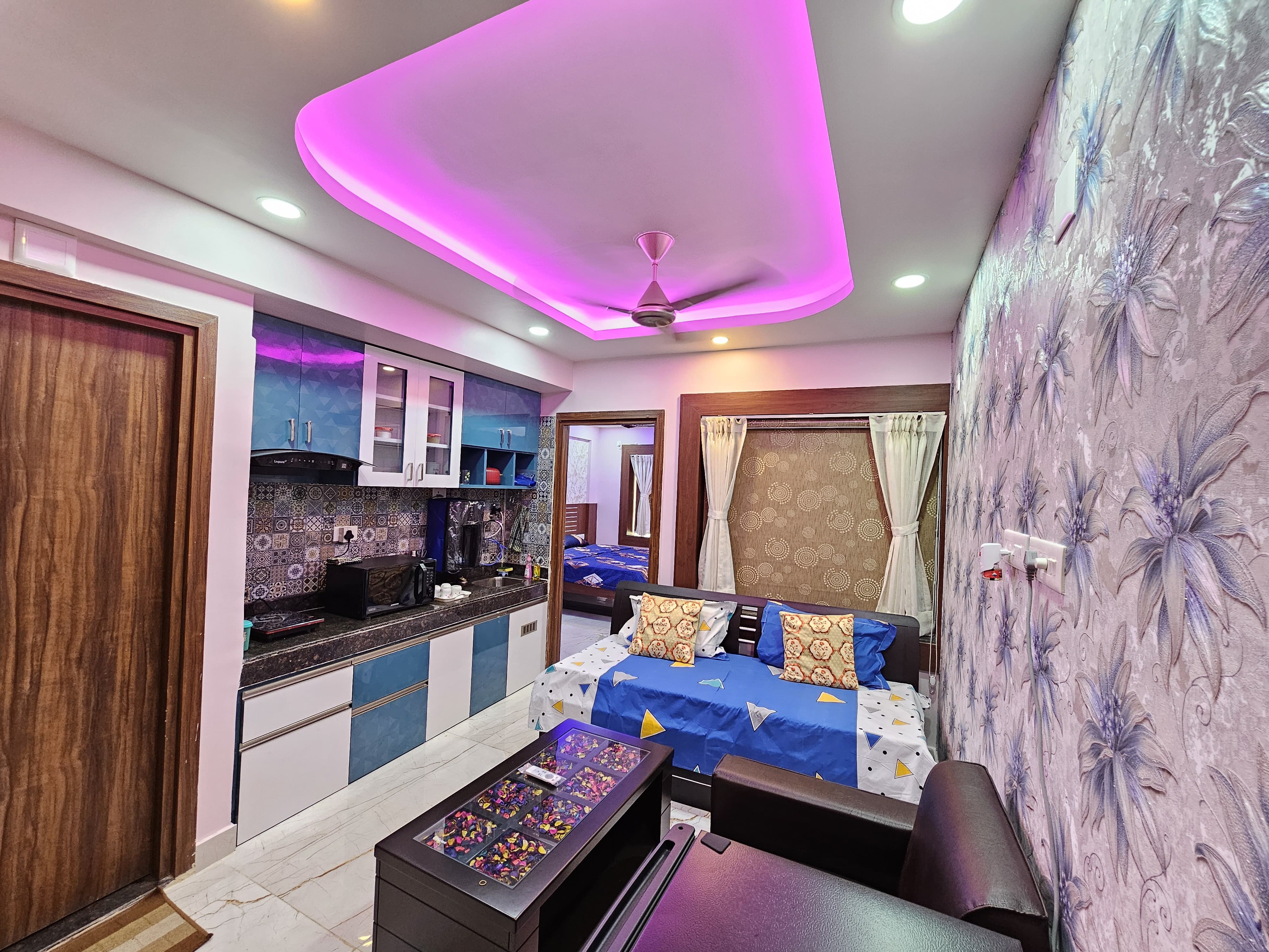 Beach Side 1BHK Entire Apartment 𝗕𝗢𝗢𝗞 Puri Apartment