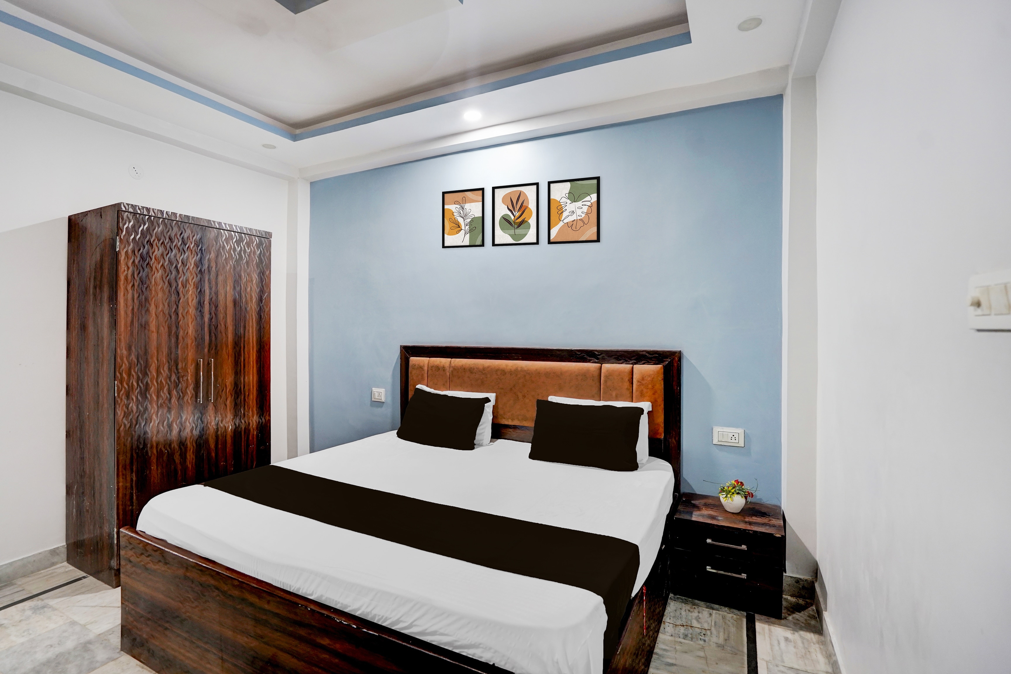 Hotel O Geeta Nagar Metro Station Formerly Mirage Kanpur - Reviews ...