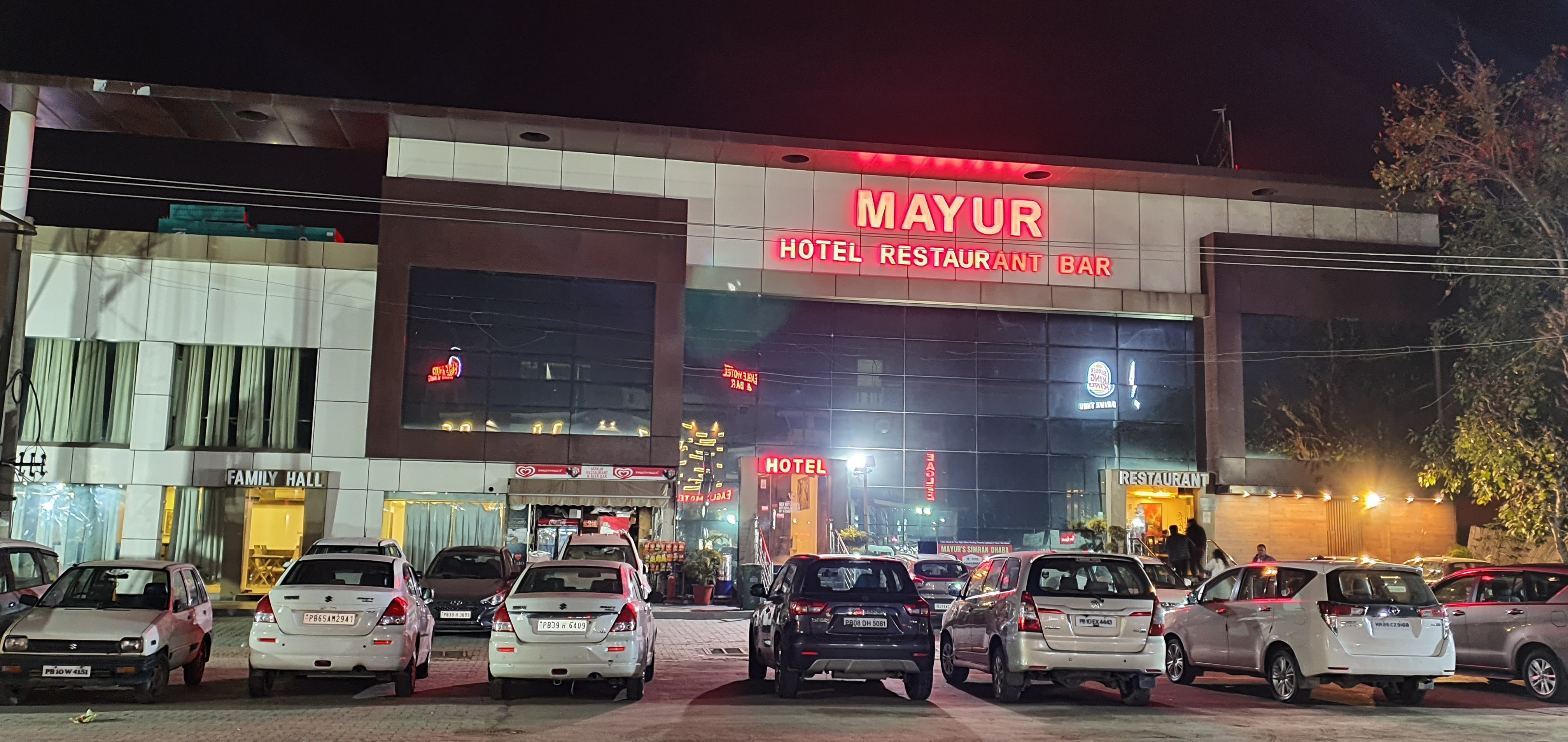 New Mayur Hotel 𝗕𝗢𝗢𝗞 Rajpura Hotel