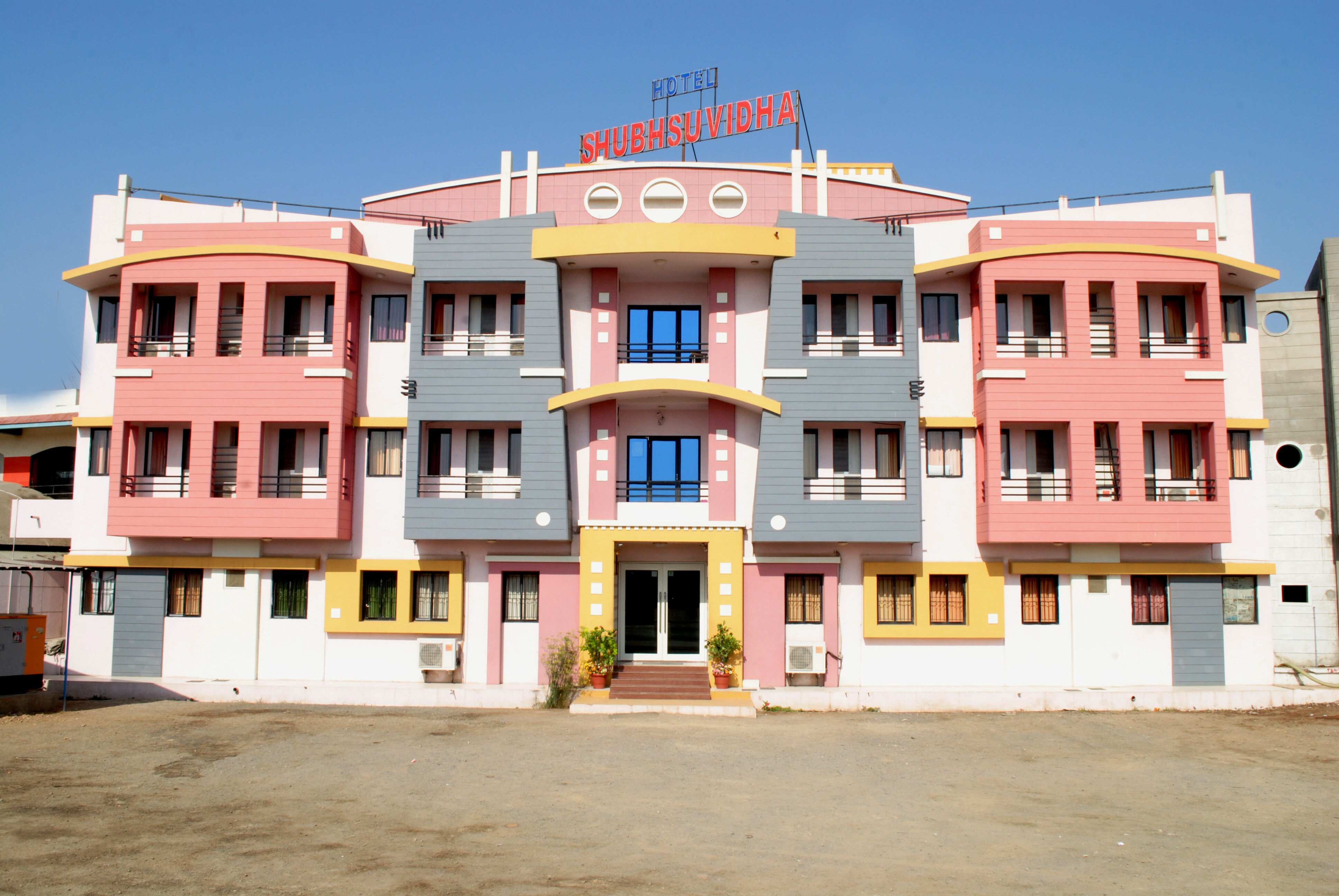 Hotel Shubh Suvidha 𝗕𝗢𝗢𝗞 Somnath Hotel