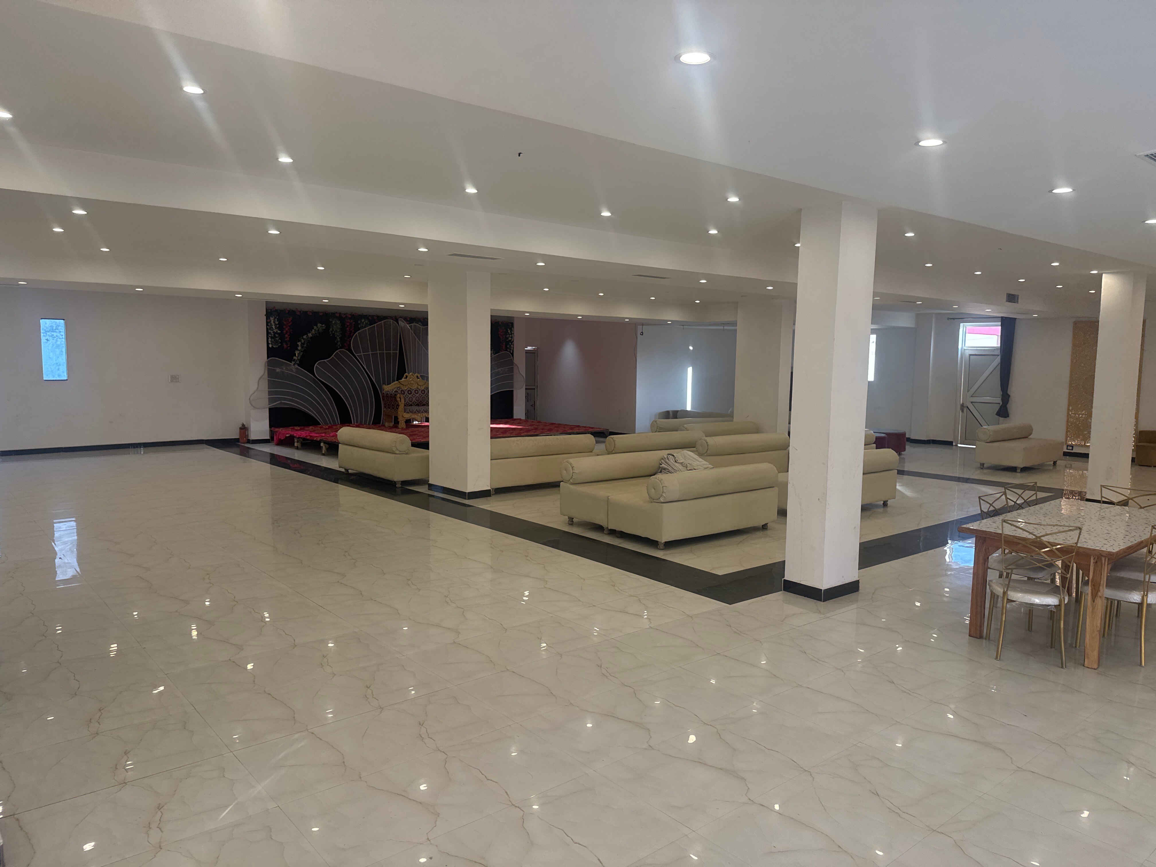 Star resort & hotel 𝗕𝗢𝗢𝗞 Alwar Farm House