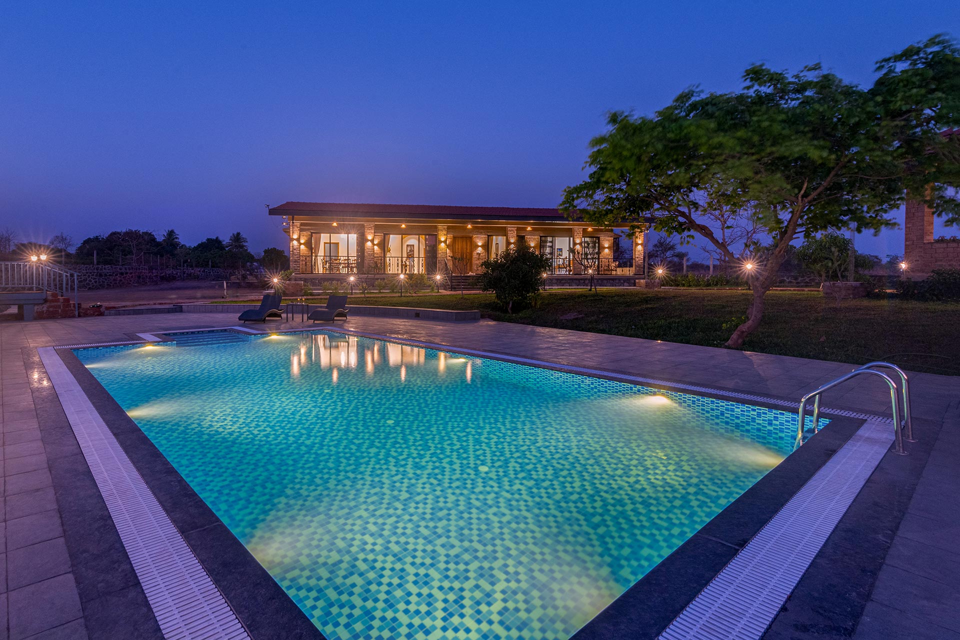 StayVista at Nyra Farms 𝗕𝗢𝗢𝗞 Palghar Farm House