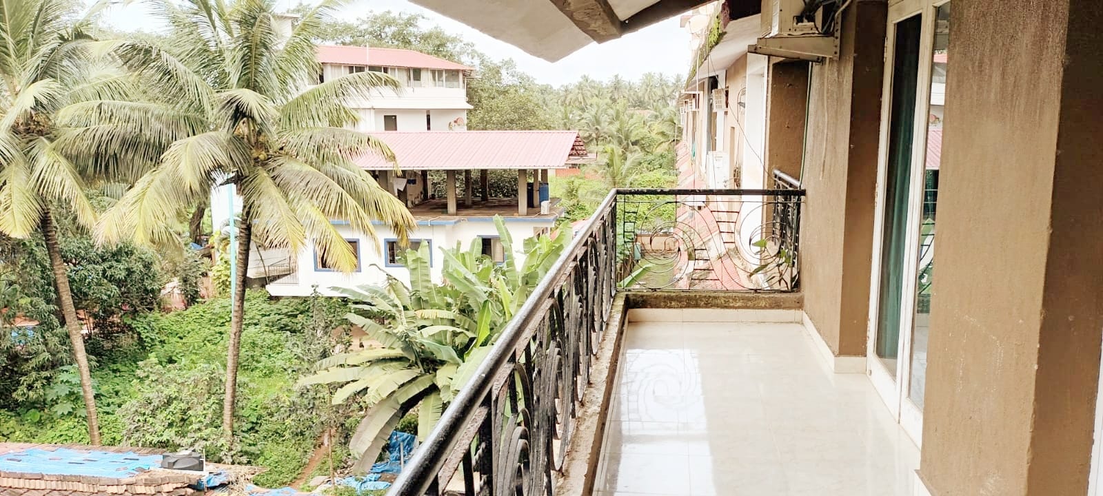 2bhk 3 floor appt kitchen Wi fi wash mc AC invtr Apartment Goa ...