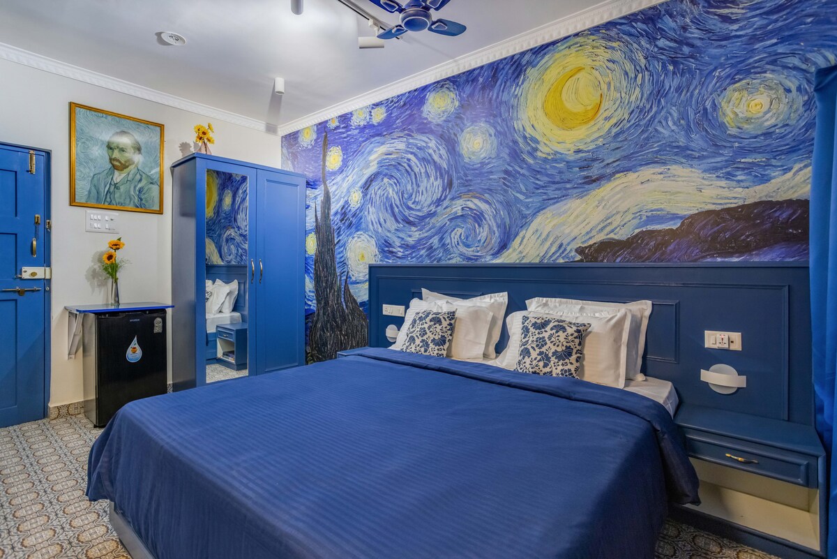 The Starry Night Studio | Free OTTs | 1Km to Beach | Pooll 𝗕𝗢𝗢𝗞 Goa ...