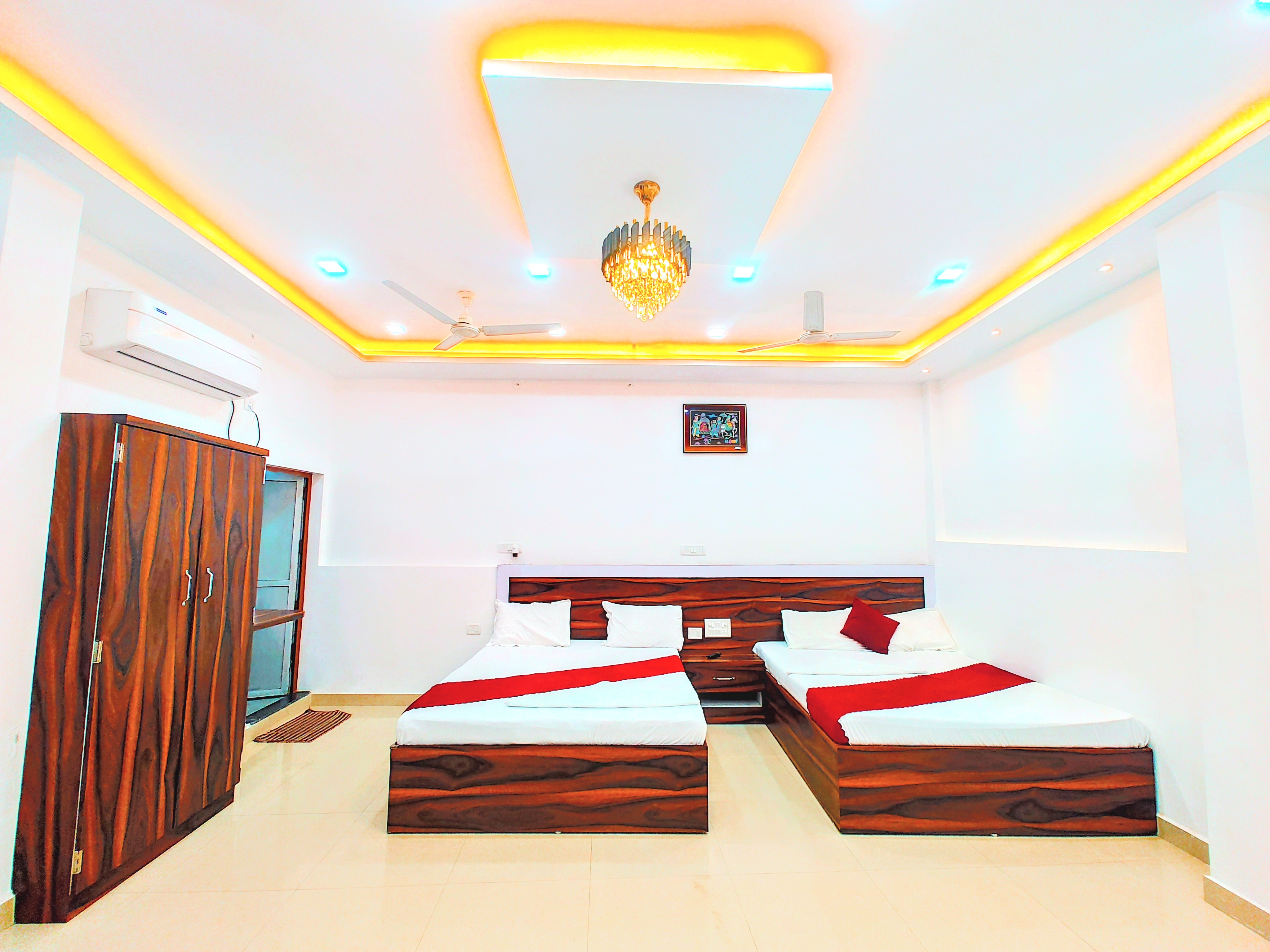 Photos of Jayaditya palace 15 Min Walking From Ram Janam Bhumi - Hotel ...