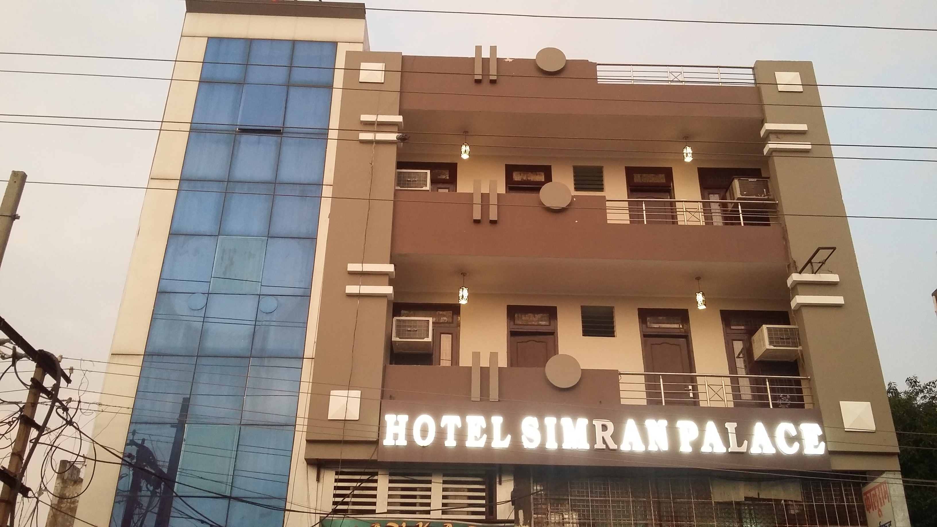 Rooms of Hotel Simran Palace - Kota Hotel on Goibibo